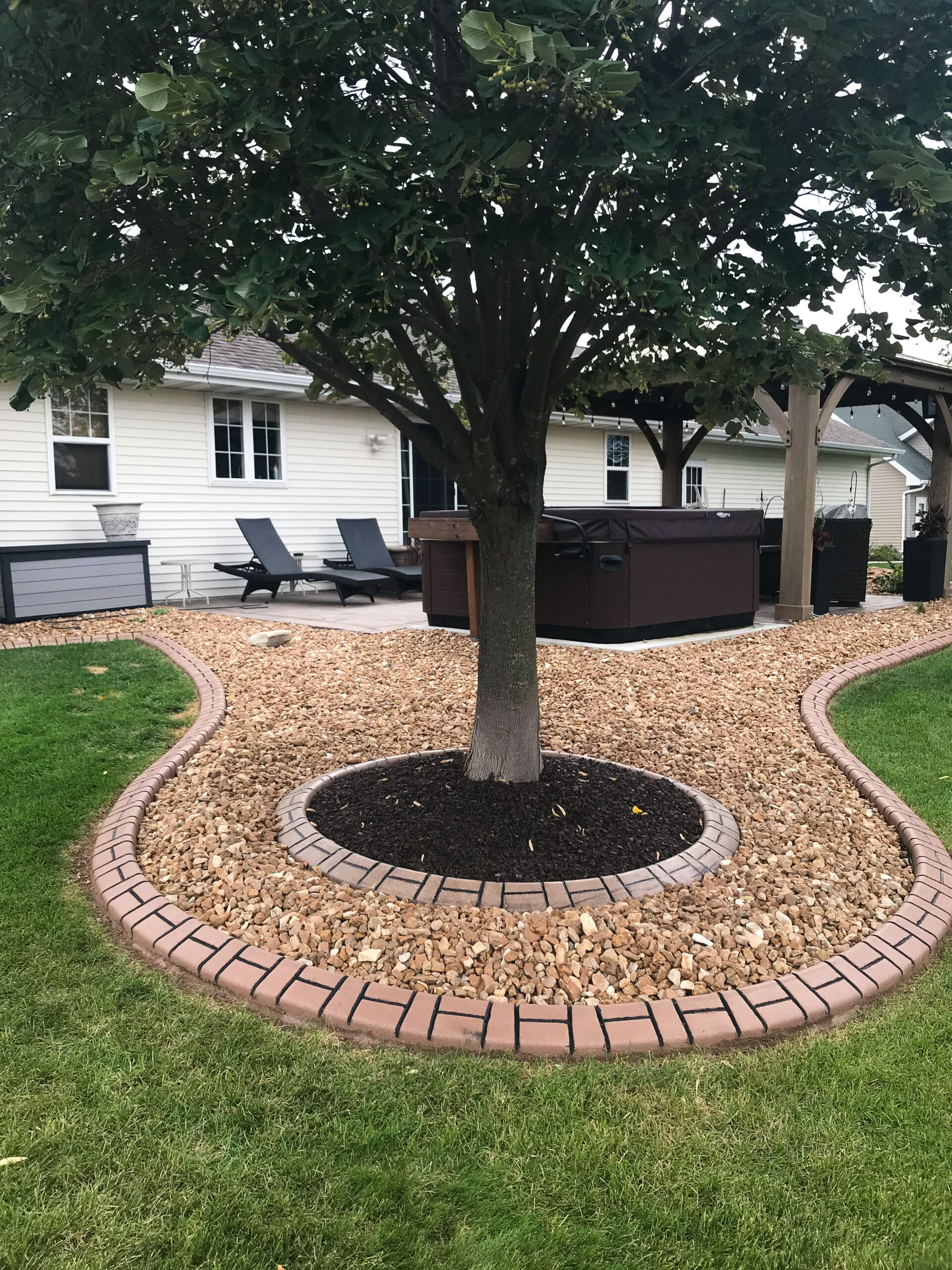 Decorative Curbing Contractors | Appleton, WI | Vargas