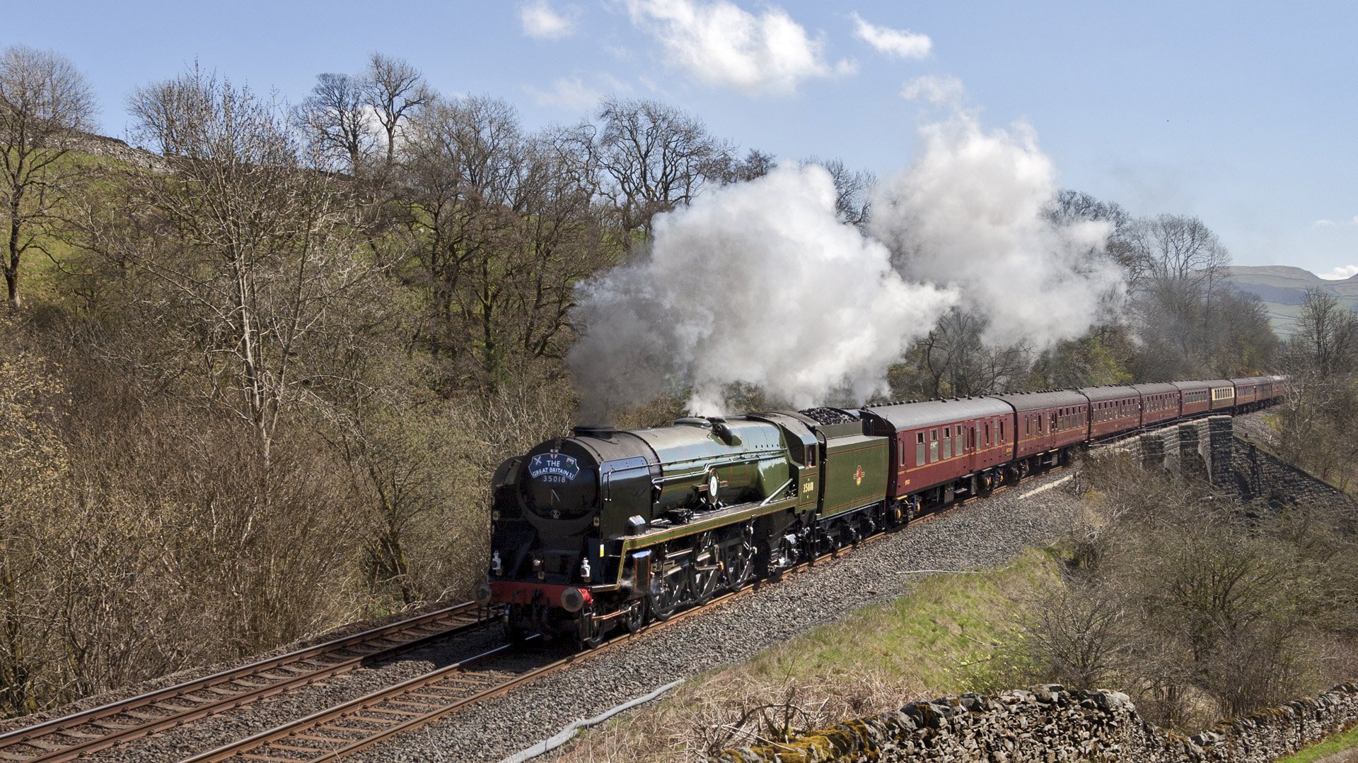 UK Steam Rail Day Trips and Worldwide Rail Holidays