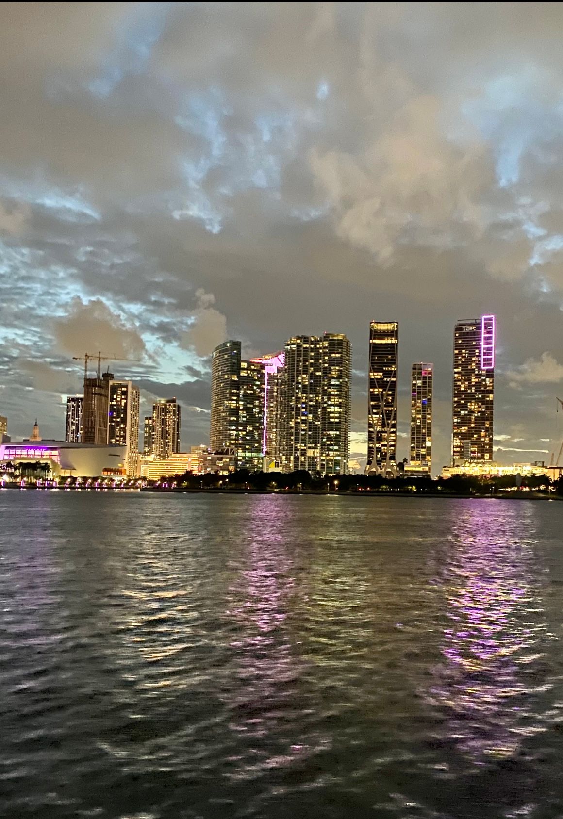 Miami Night Cruise | 90-Min Guided Star Island & Skyline