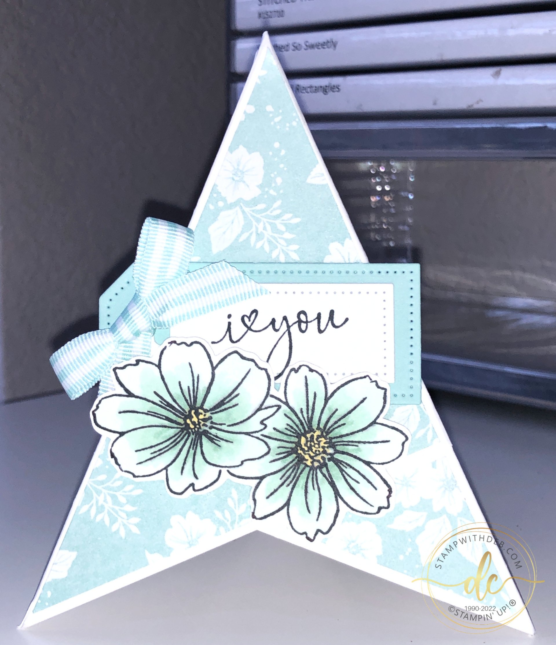TEEPEE CARD OR TRIANGLE FOLD CARD