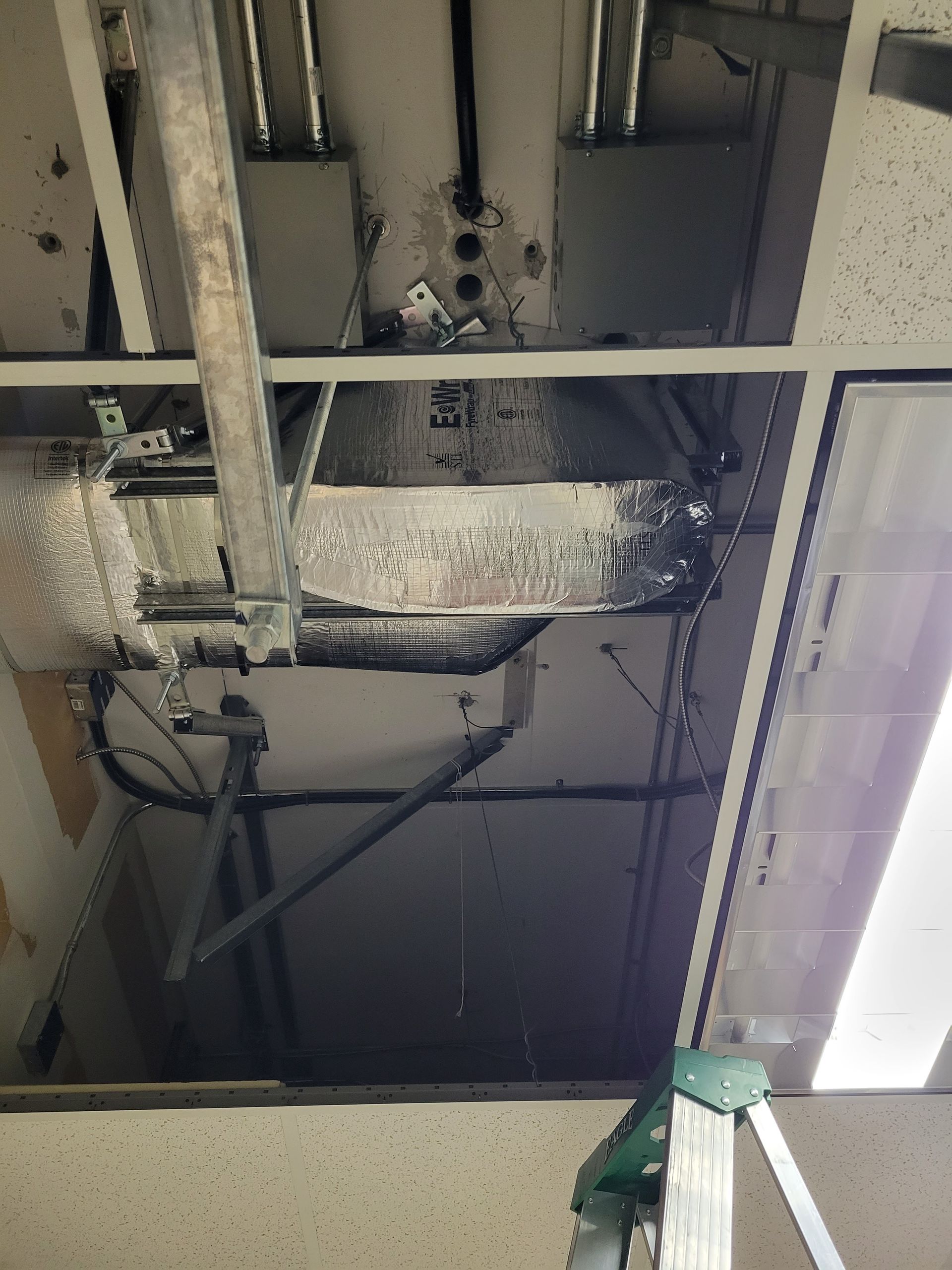 Data Center Cooling DX In Row