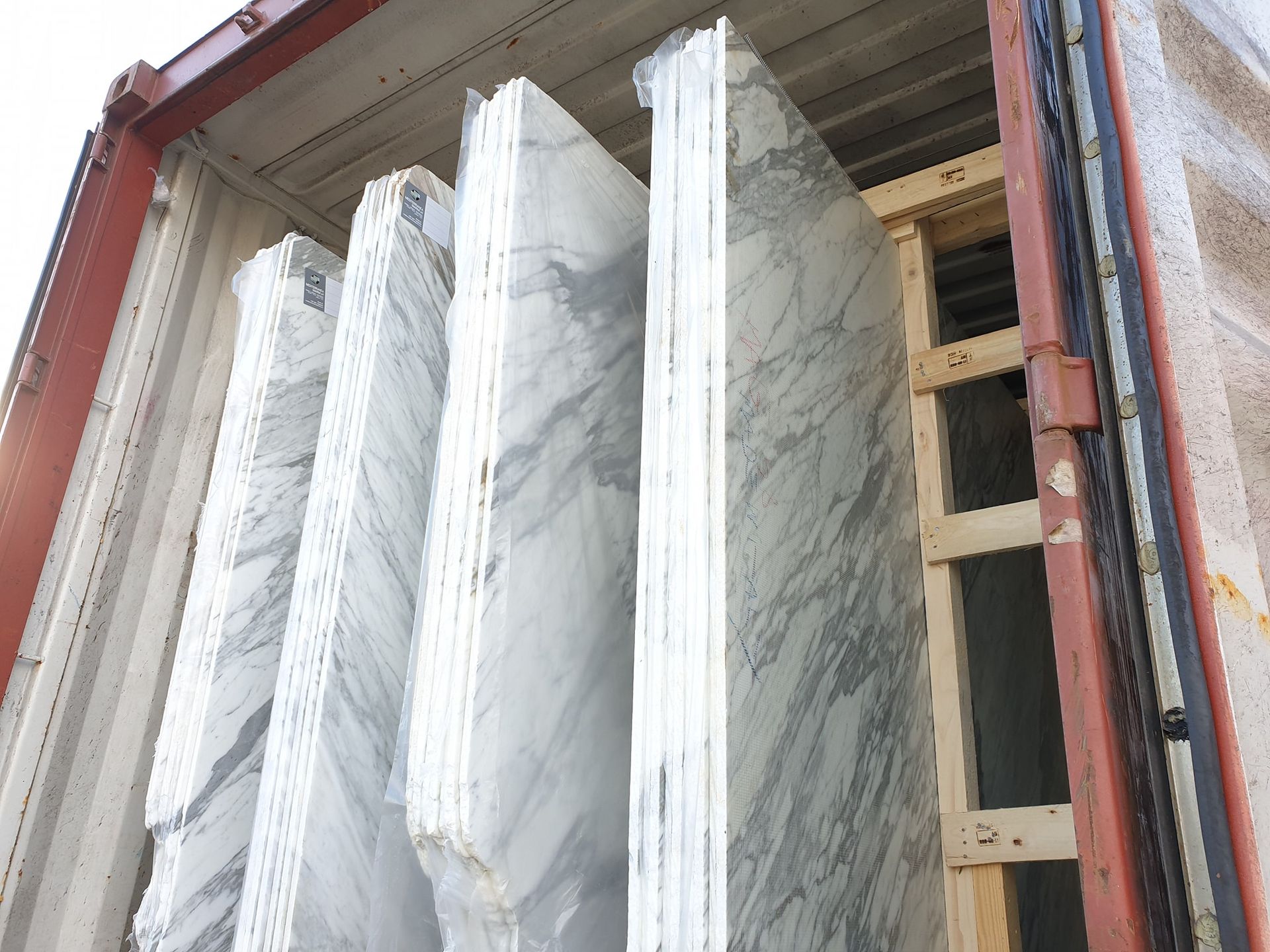 Export slabs Italian marble blocks - Italian Marble House