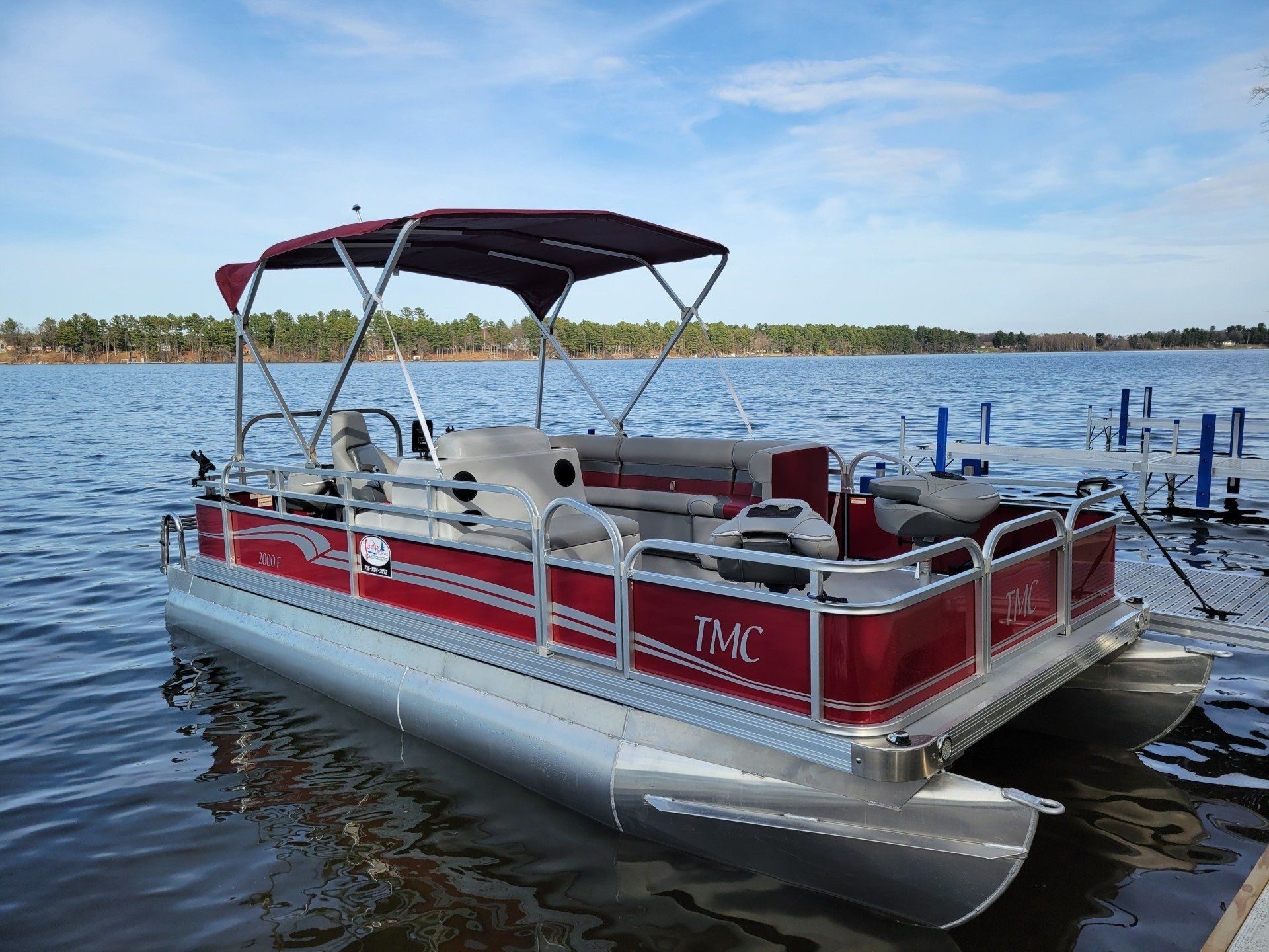 Pontoon Rental | Sunrise Resort
