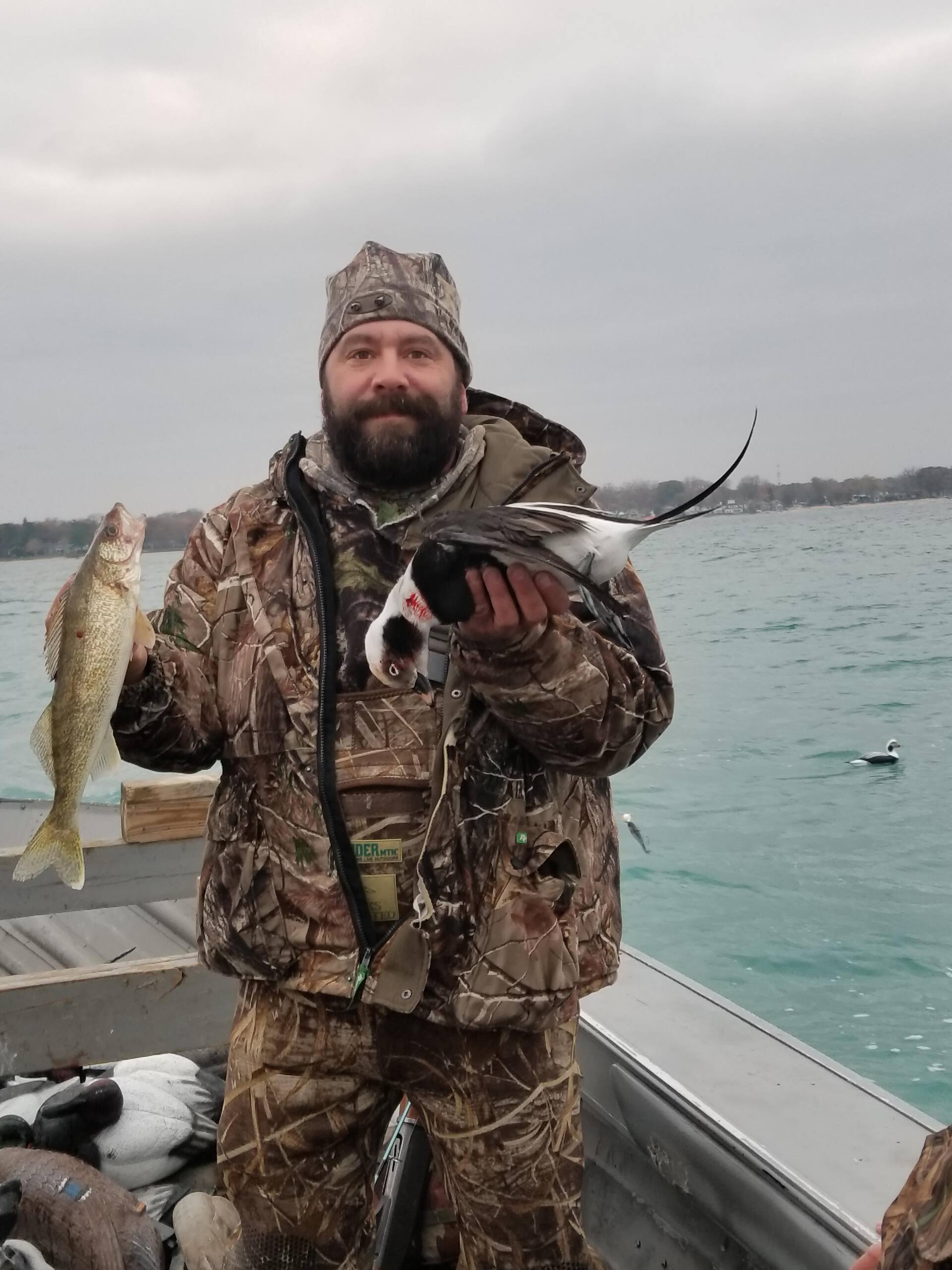 Layout Boat Hunts for Sea Ducks - Big Water Waterfowl Hunting