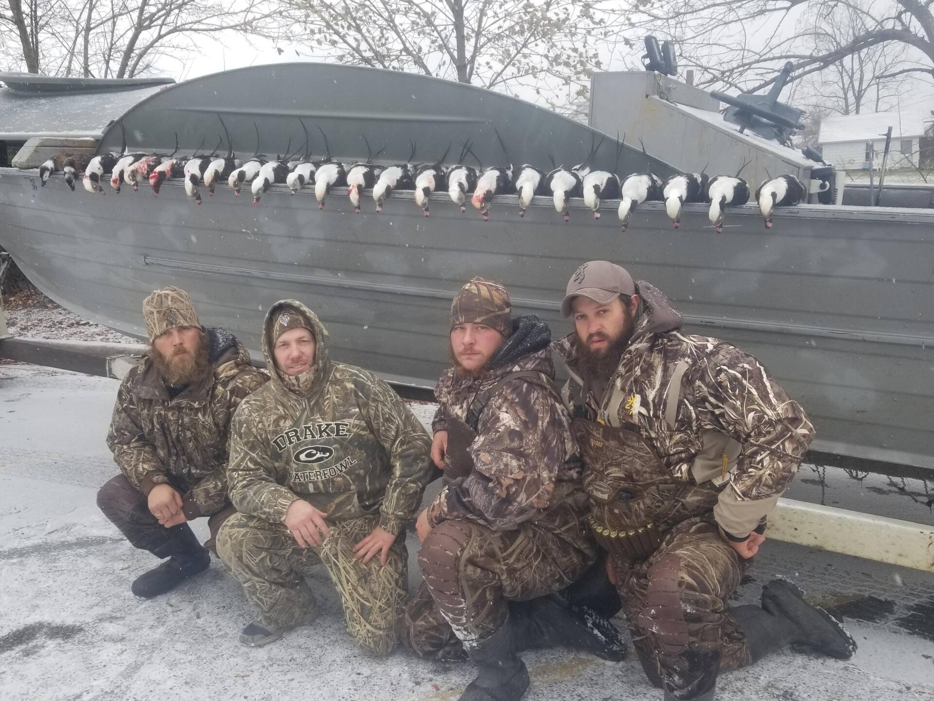 Layout Boat Hunts for Sea Ducks - Big Water Waterfowl Hunting