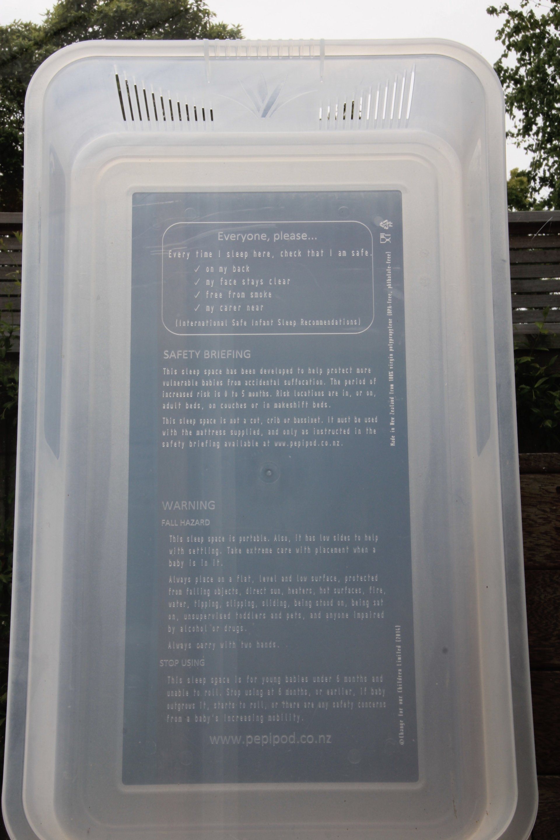 new pepi-pod sleep space with windows safe sleep vulnerable babies