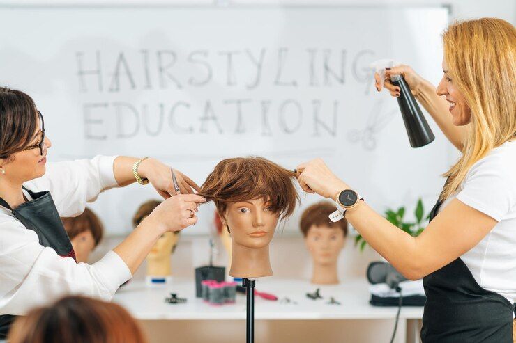 Mastering The Art Of Seeking Different Hair-Cutting Classes Los Angeles