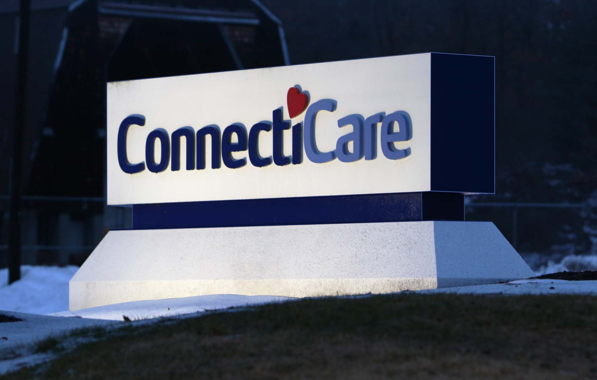 Hospital & Healthcare Signs | Sign Pro™ CT | Medical Buildings, More