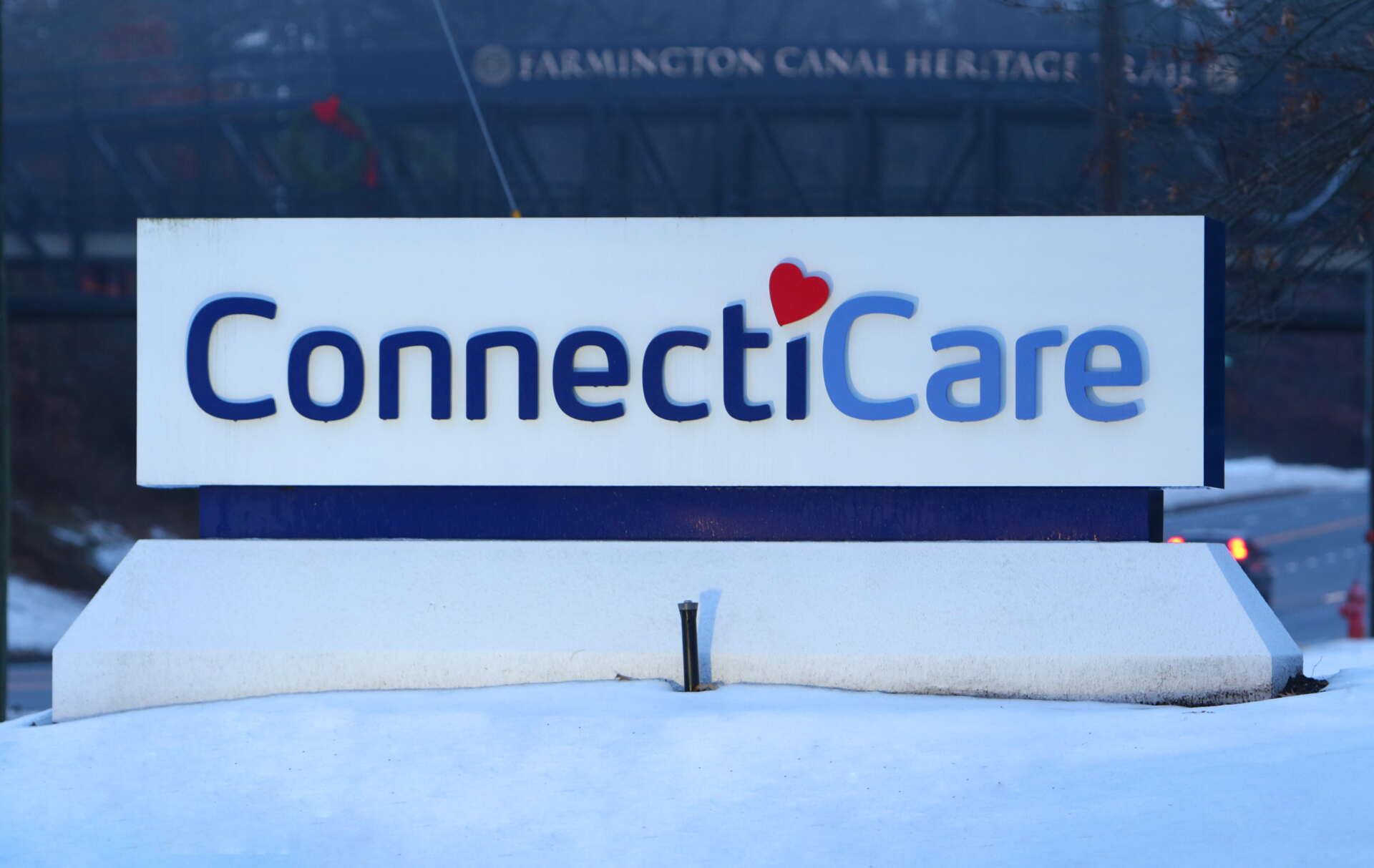 Hospital & Healthcare Signs | Sign Pro™ CT | Medical Buildings, More
