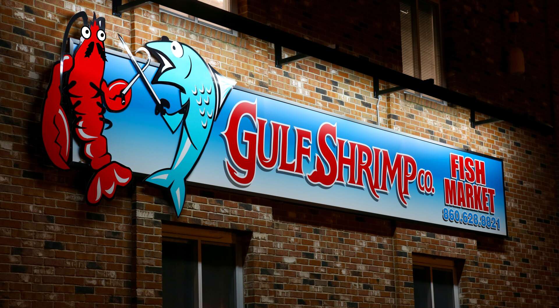 Retail Building Signs | Sign Pro Inc.™ CT | Stores, Malls, Interior