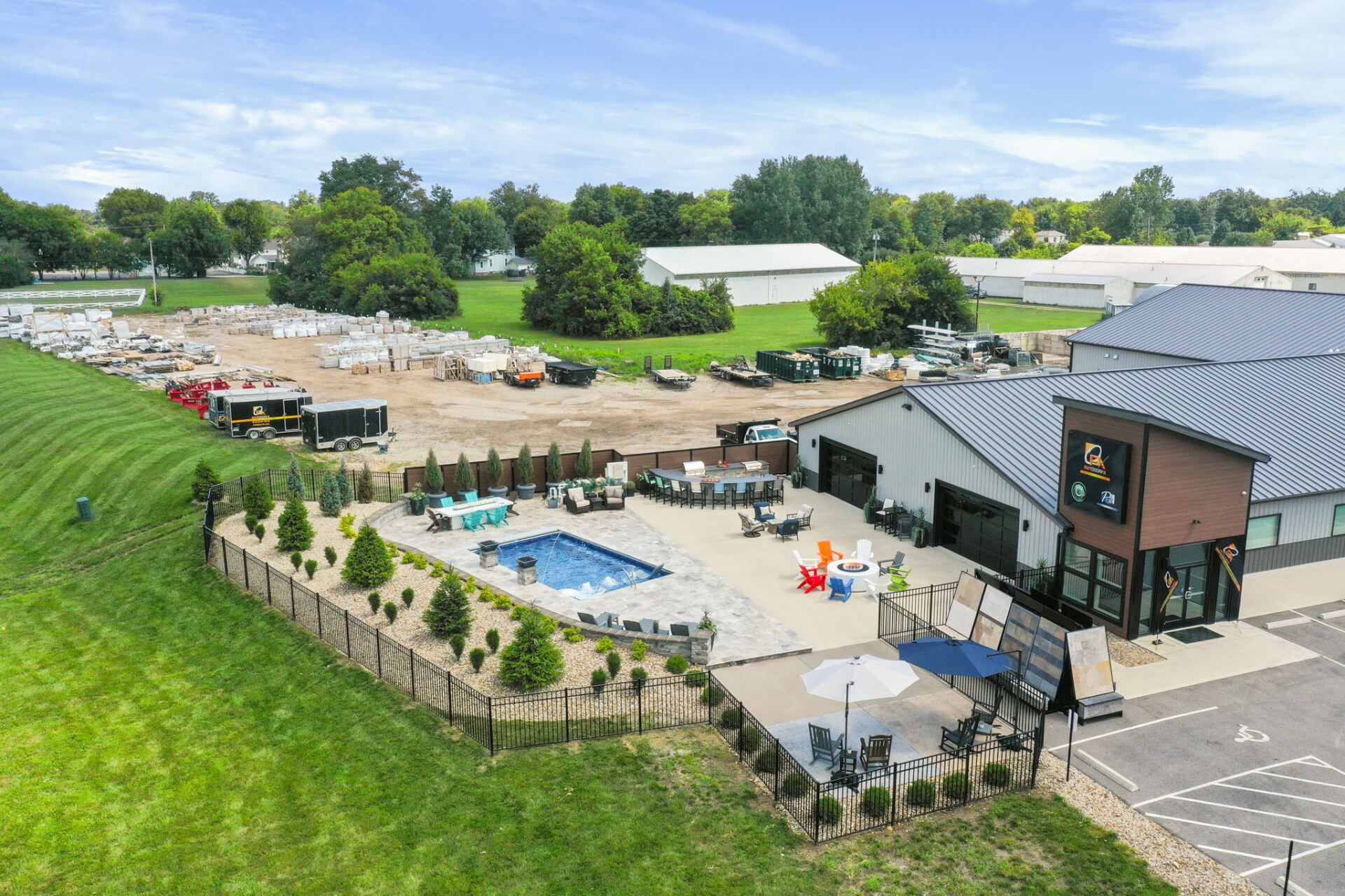 Swimming Pool Showroom in Columbus OH | Outdoor-FX