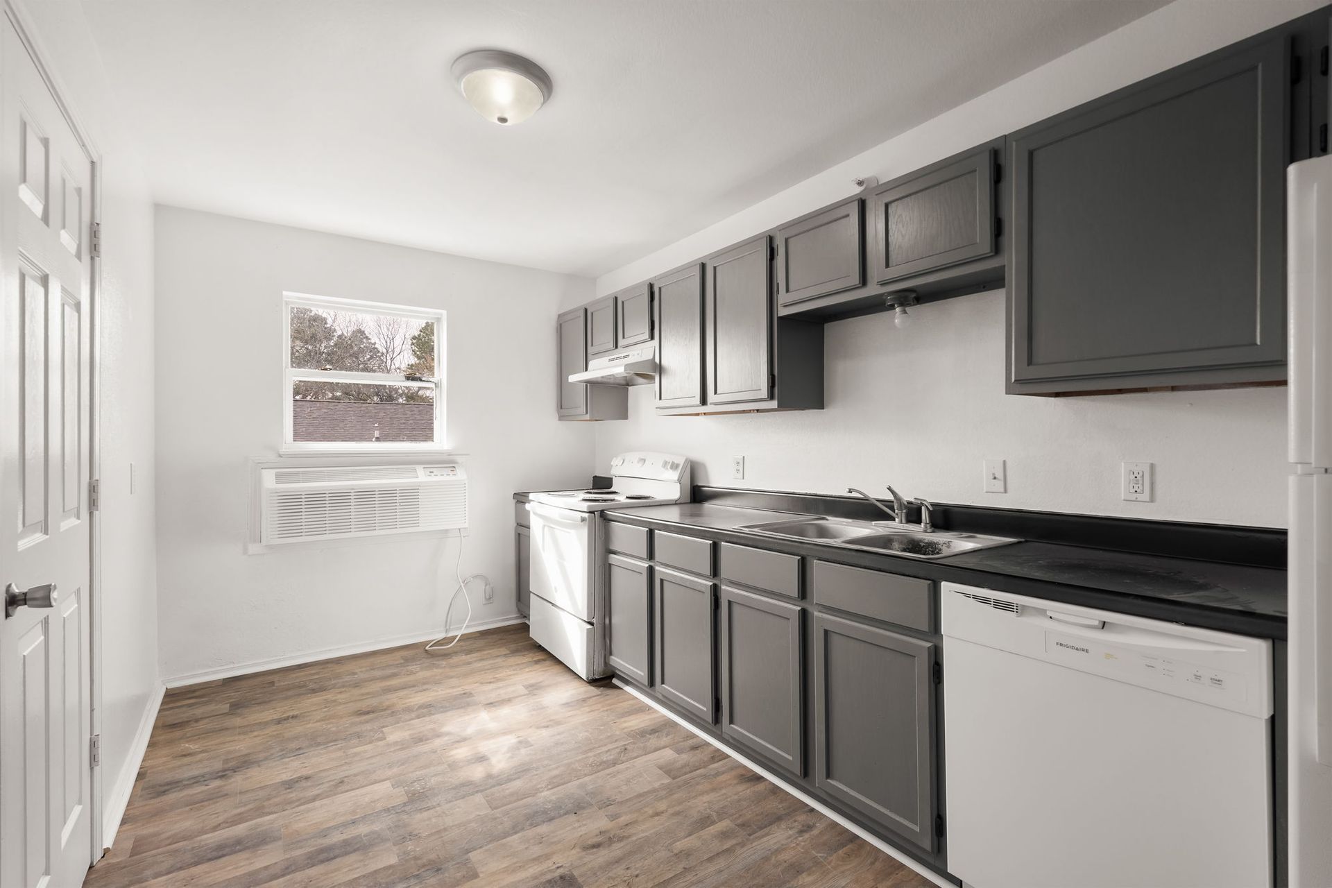 Flat Rock Creek Apartments | CMC Asset Management