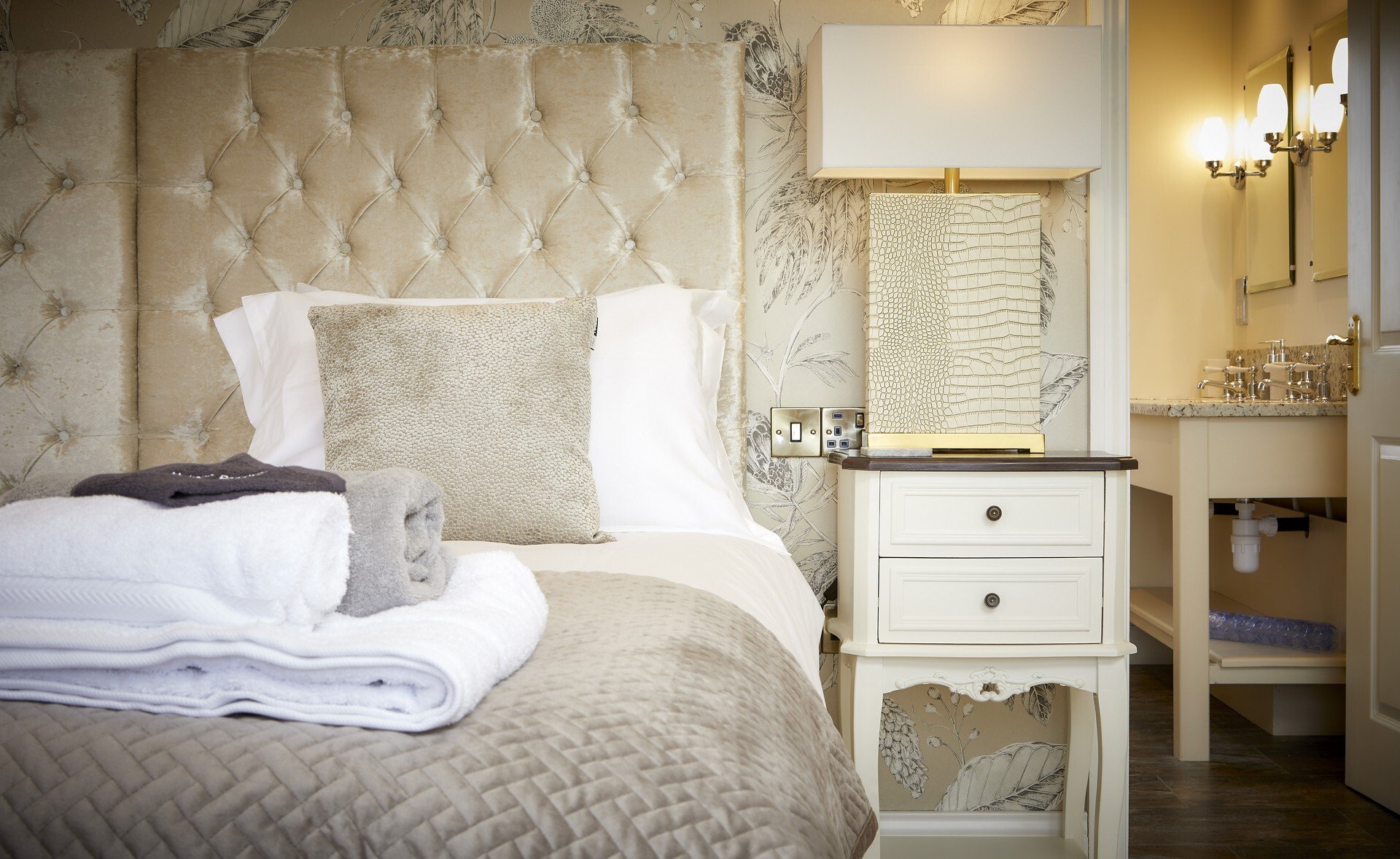 Luxury Manor House Self-Catering | Pasture House Holiday Cottages ...