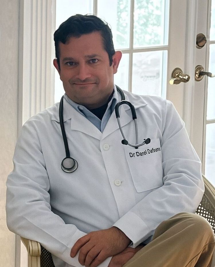 Clark Clinic Howey in the Hills