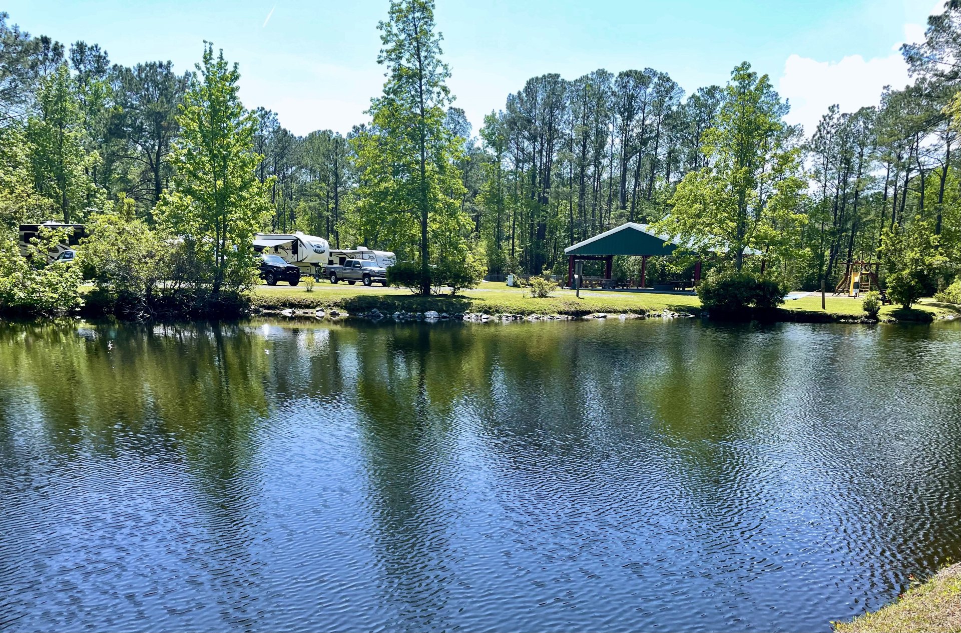 Photo Gallery for Lake Aire RV Park - Hollywood, South Carolina