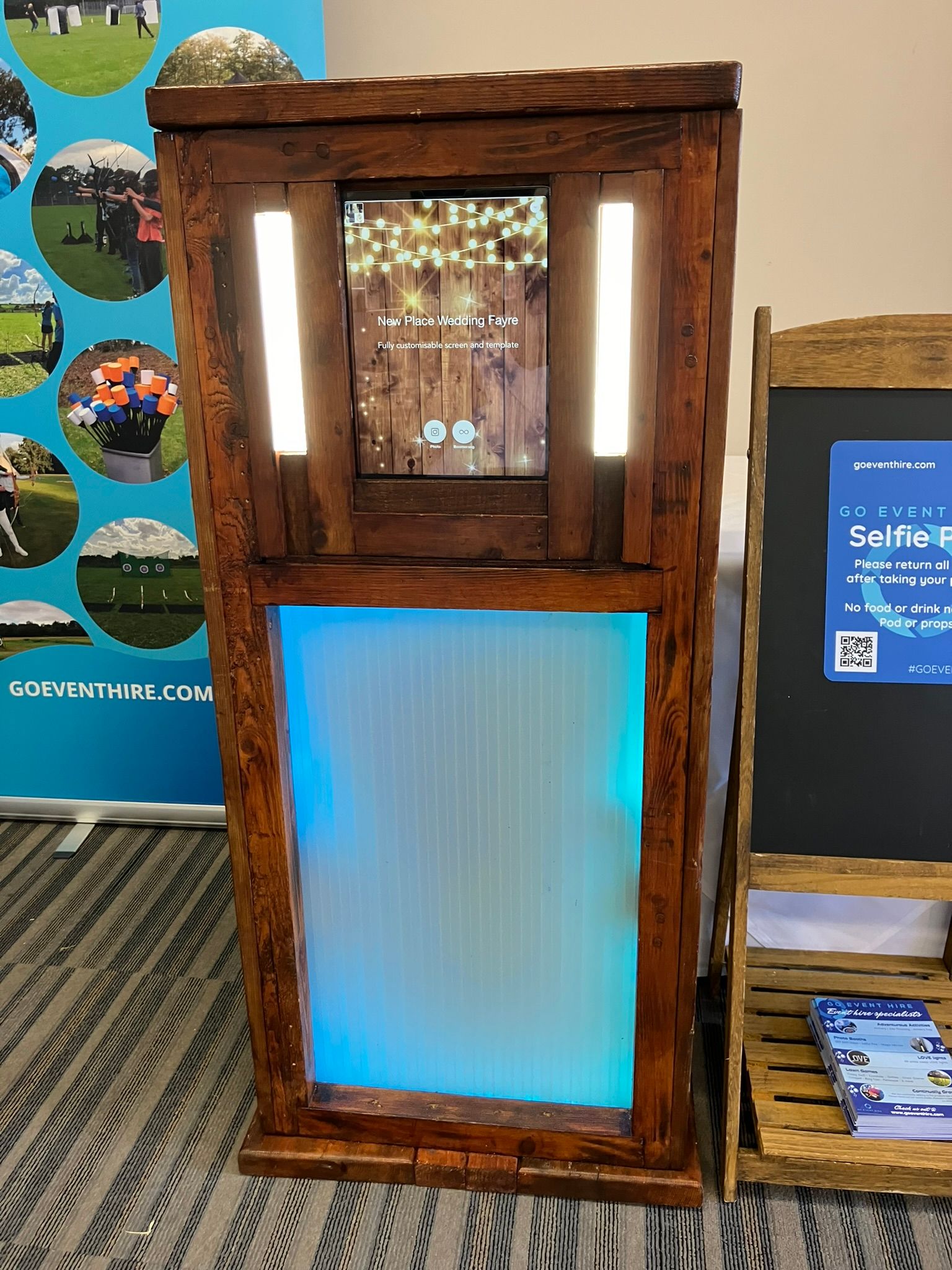 Hampshire Selfie Pod Photo Booth hire