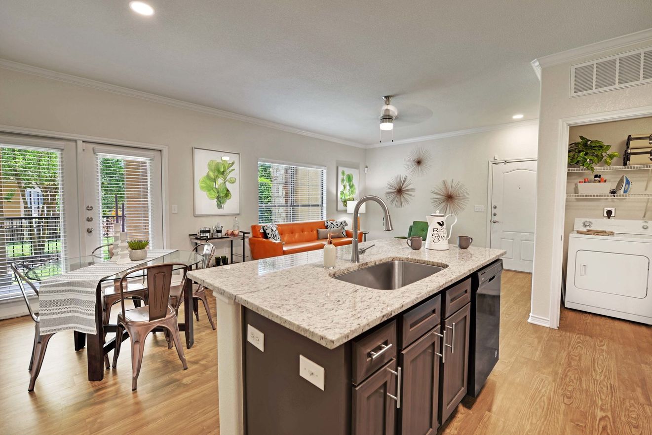 Gallery | Austin City Lights Apartments | Austin, TX