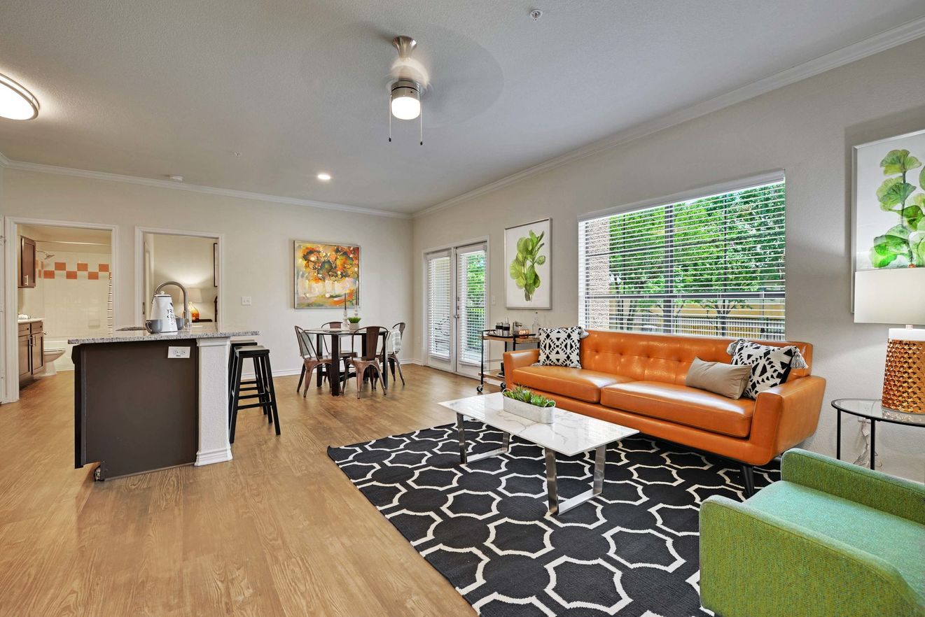 Gallery | Austin City Lights Apartments | Austin, TX