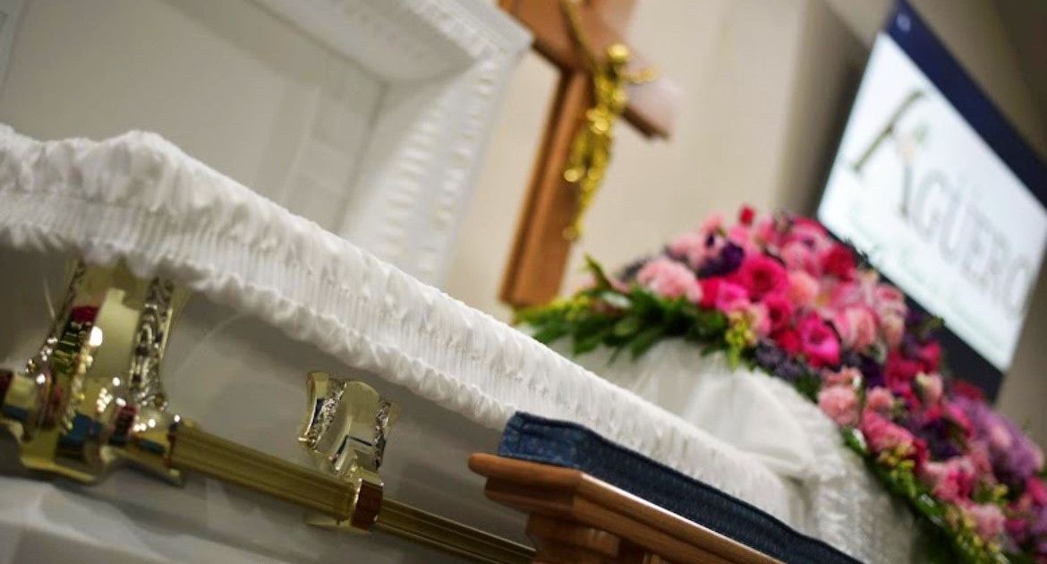 Traditional Services | Aguero Funeral Home