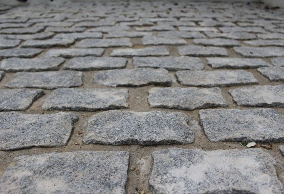 Cobbled Driveways and Paving in Sheffield - DS