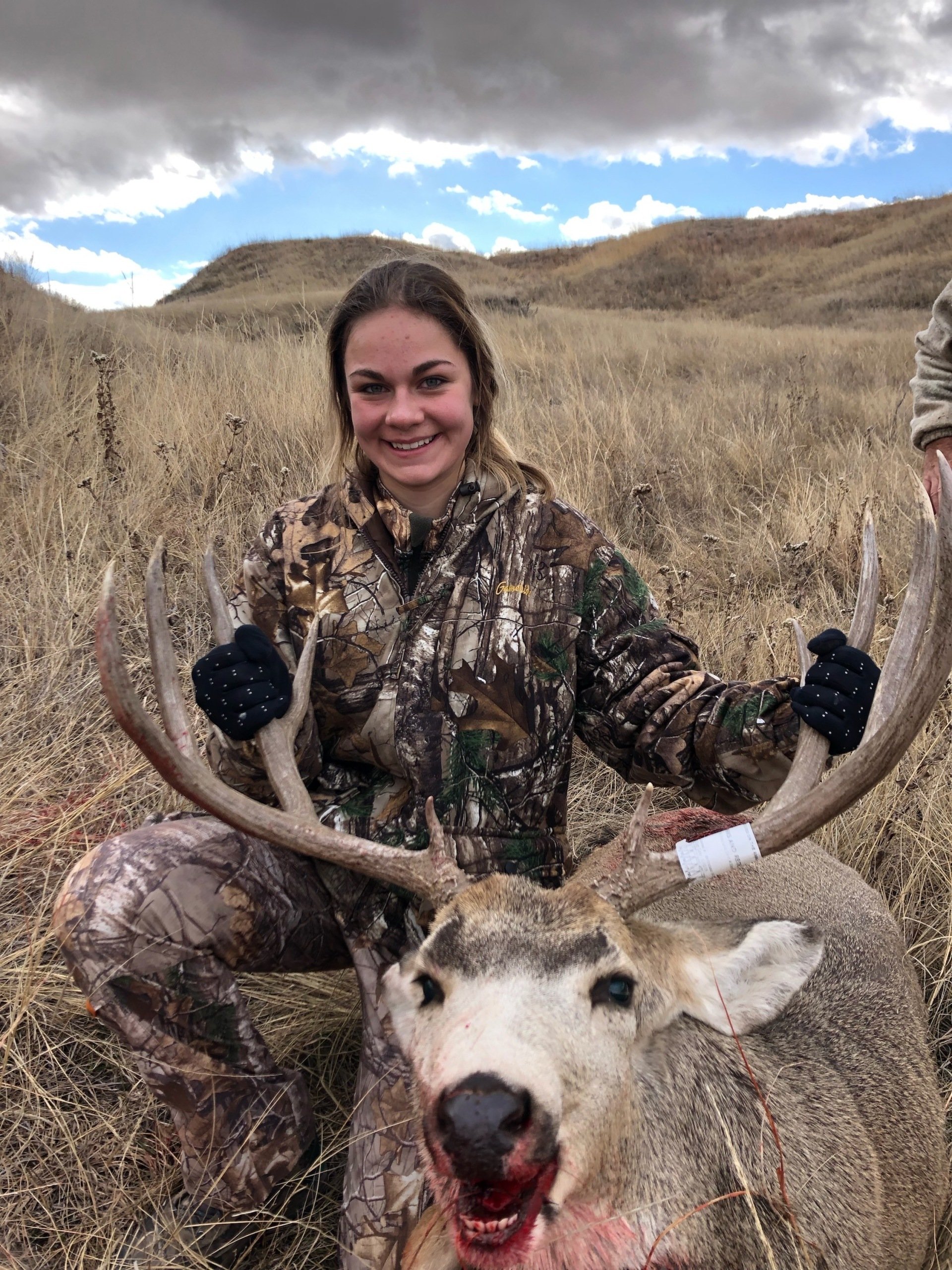 Mule Deer Hunting South Dakota | Whitetail Deer Hunting South Dakota