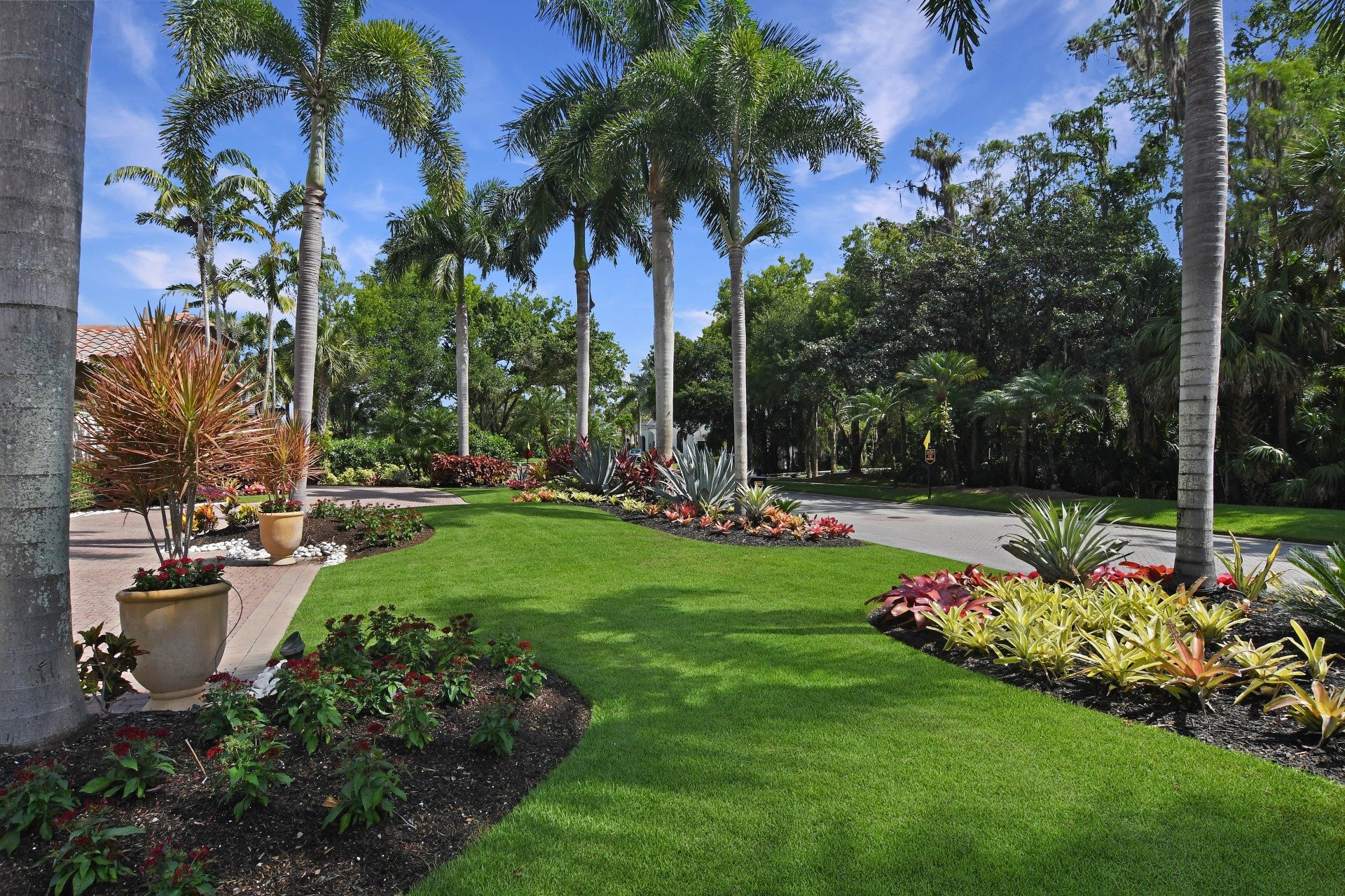 Landscape Design Naples, FL | Bella Lawn Maintenance