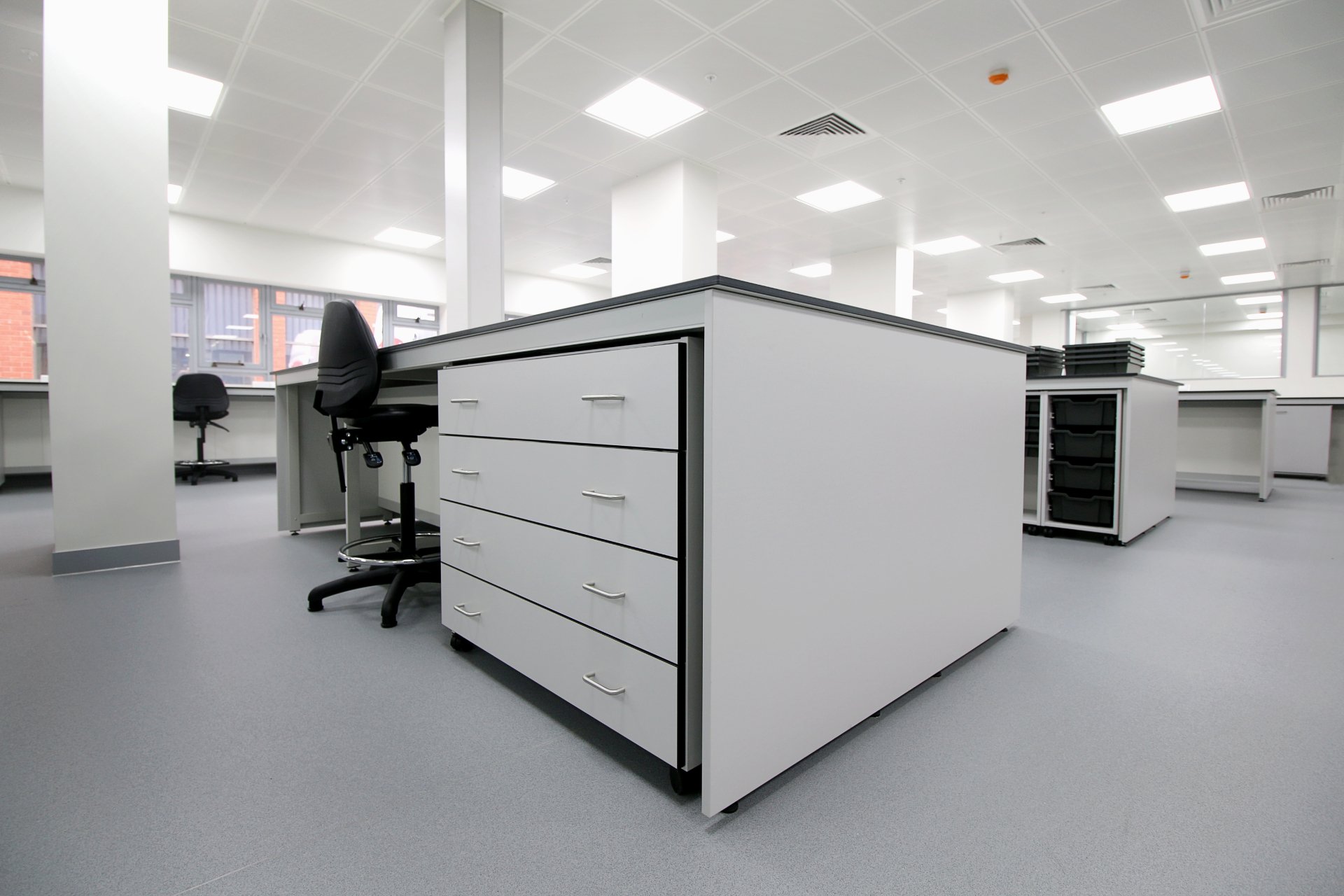 Laboratory Design & Fit Out Oxfordshire | Research Lab | Glenside