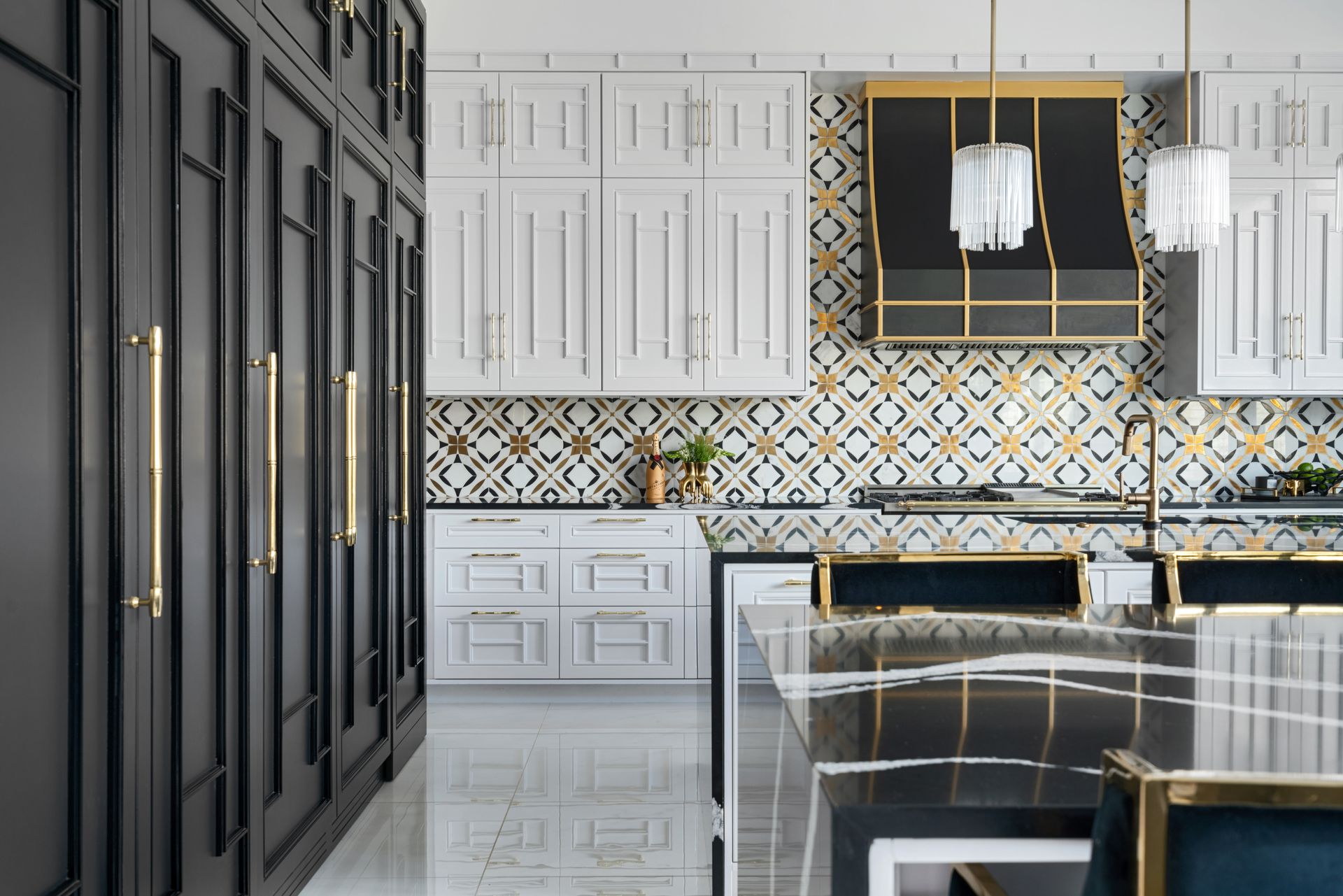 Luxury Interior Designer | Houston, TX | (832) 597-2303