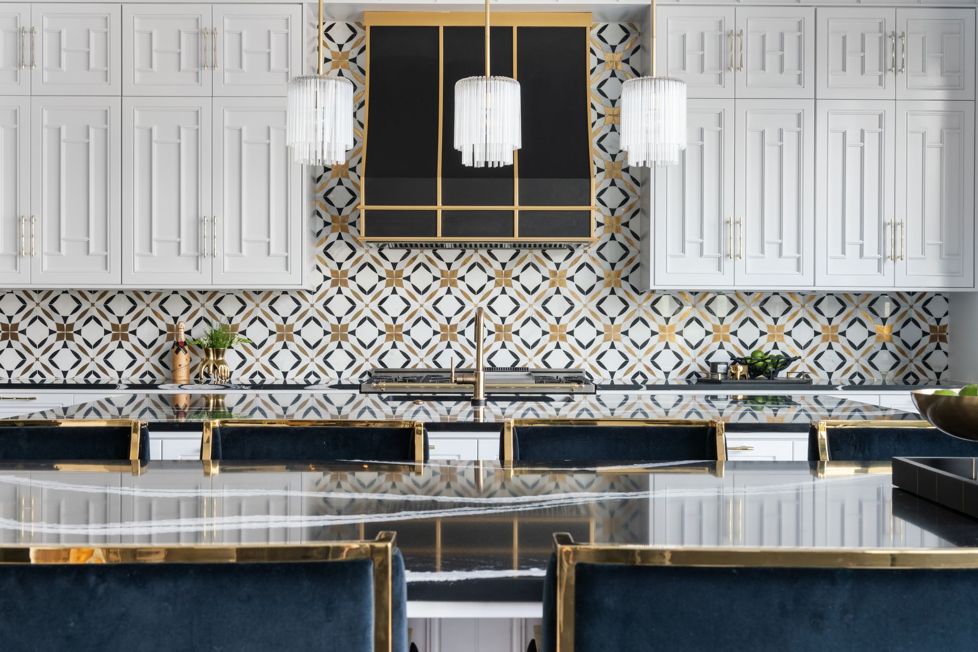 Luxury Interior Designer | Houston, TX | (832) 597-2303