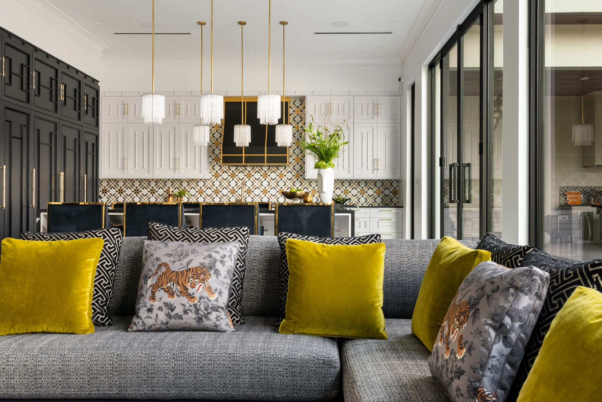 Luxury Interior Designer | Houston, TX | (832) 597-2303