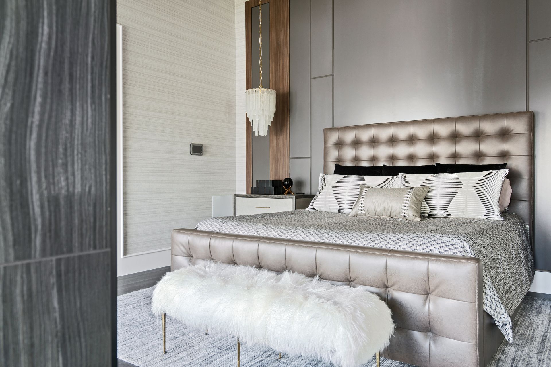 Luxury Interior Designer | Houston, TX | (832) 597-2303