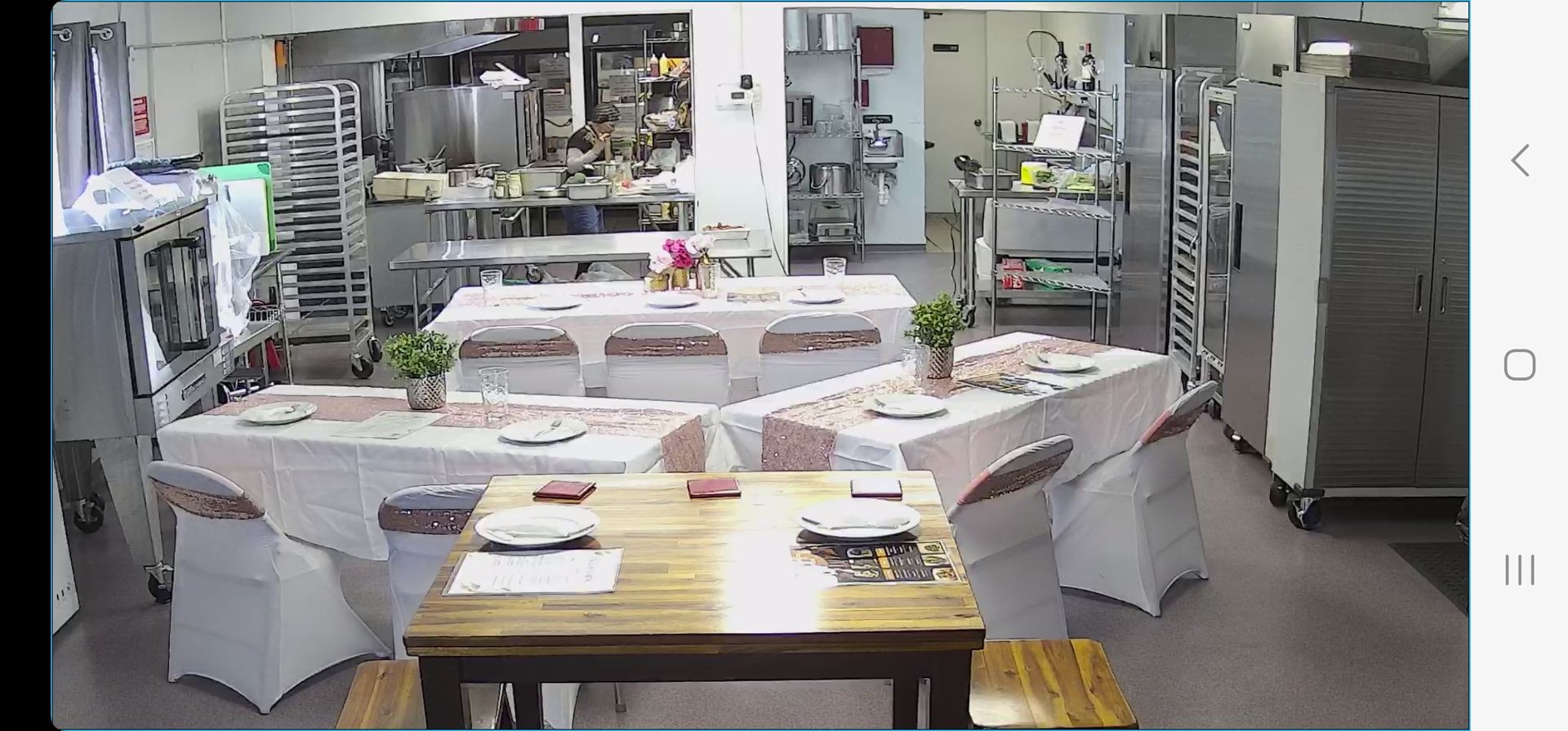 COMMERCIAL KITCHEN