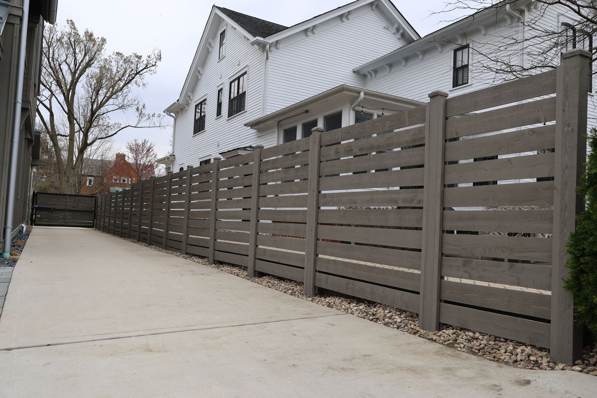 Horizontal Fencing, 76 Fence Company Illinois