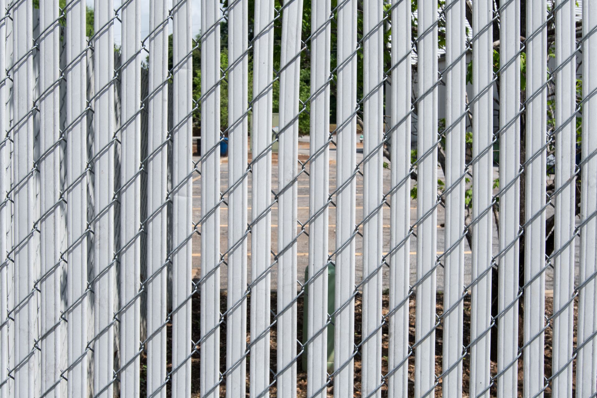 How to Upgrade Your Chain Link Fence with Privacy Slats: Benefits ...