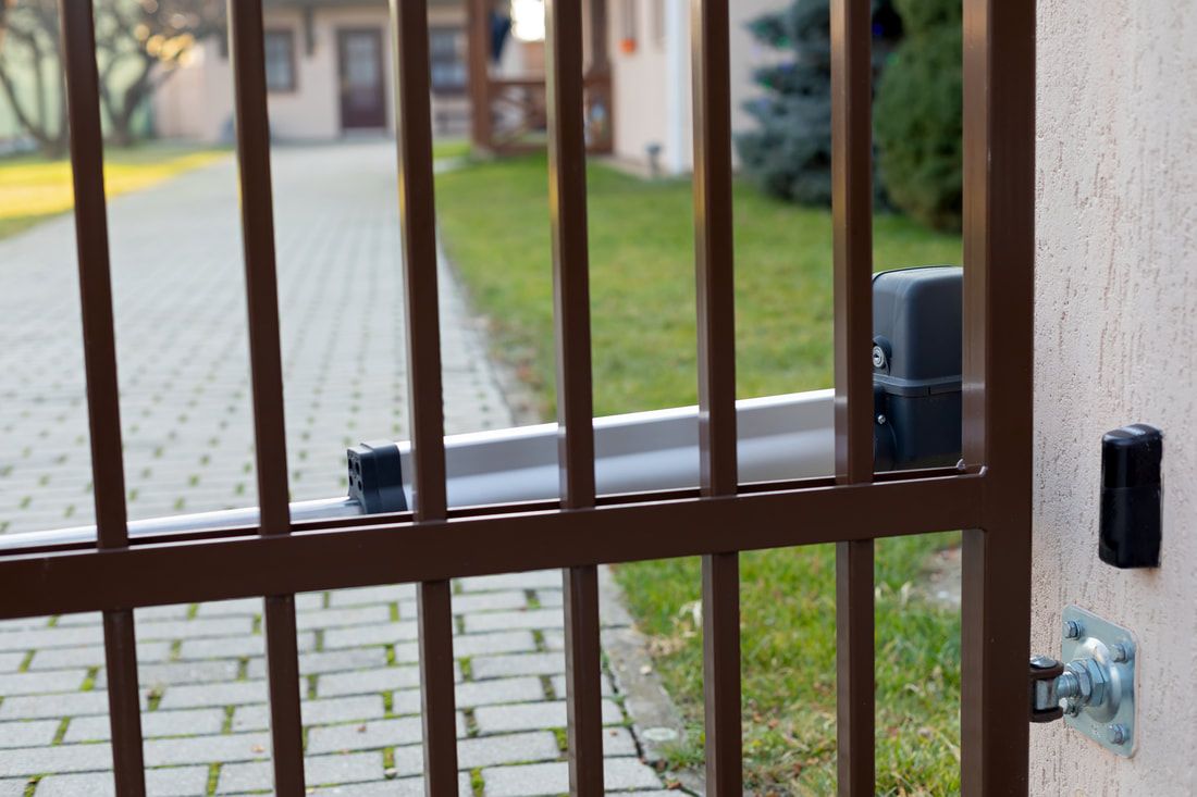 Security Fence Contractors, Illinois Fencing