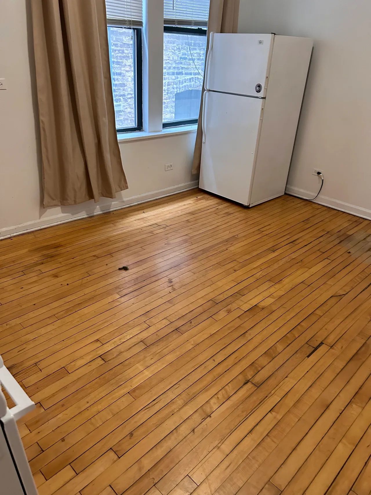 Home Clean Out & Junk Removal | Red's Hauling Service | Chicago, IL