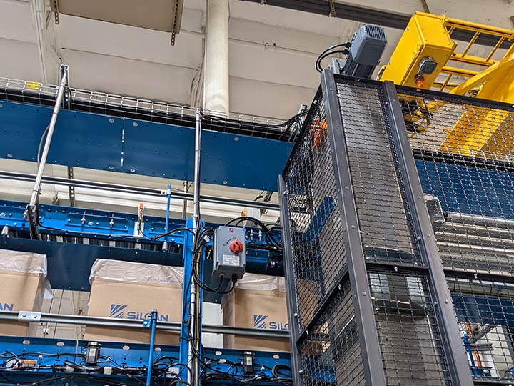 Closures Manufacturer | ACS Projects
