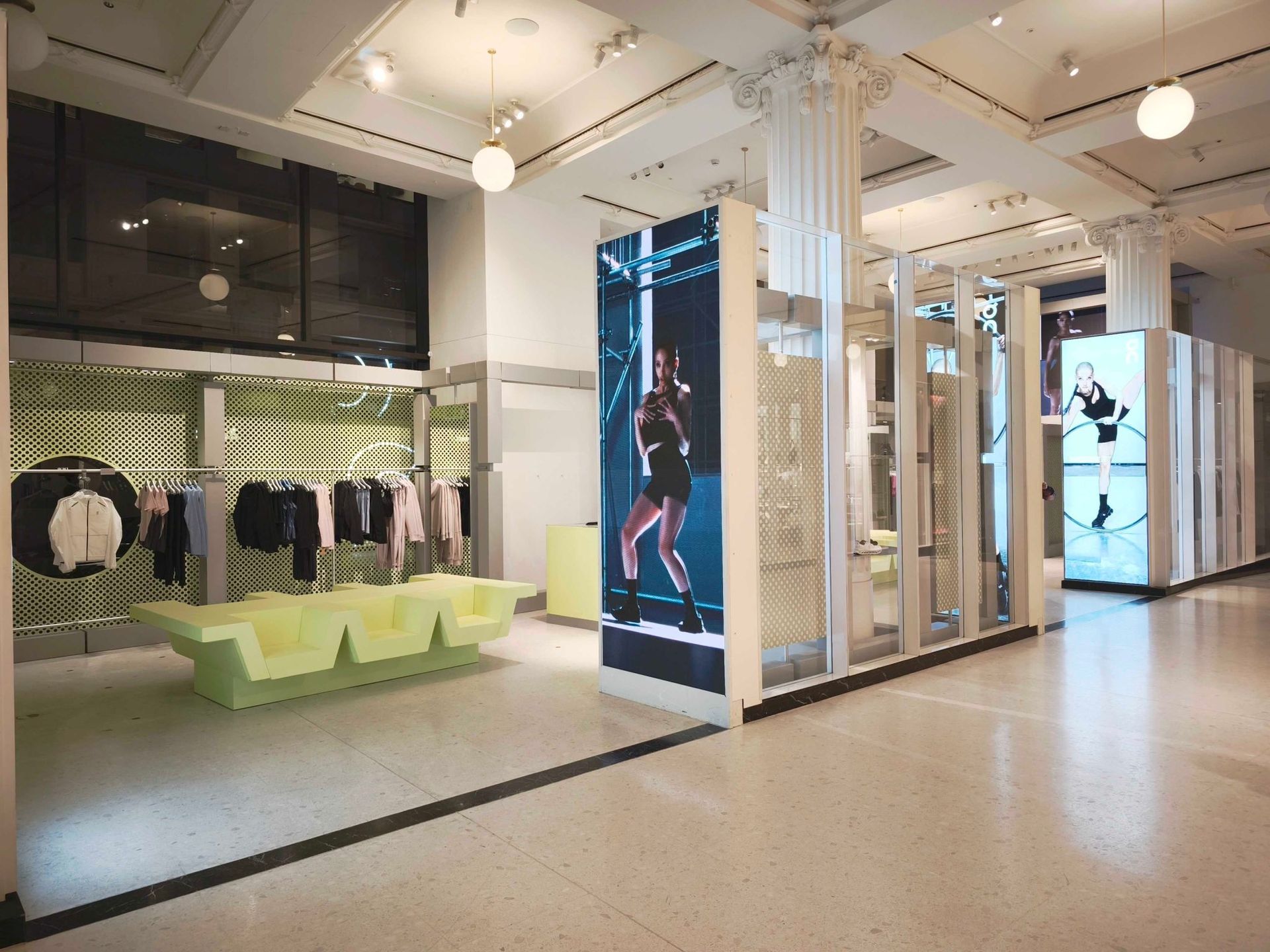 On Selfridges Pop-Up Retail Installation