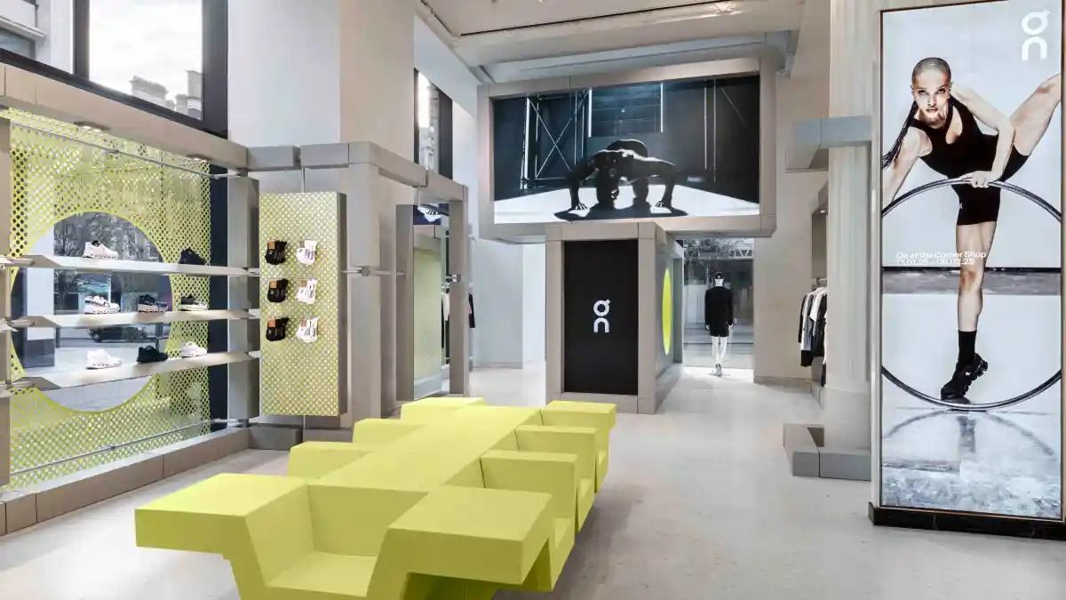 On Selfridges Pop-Up Retail Installation