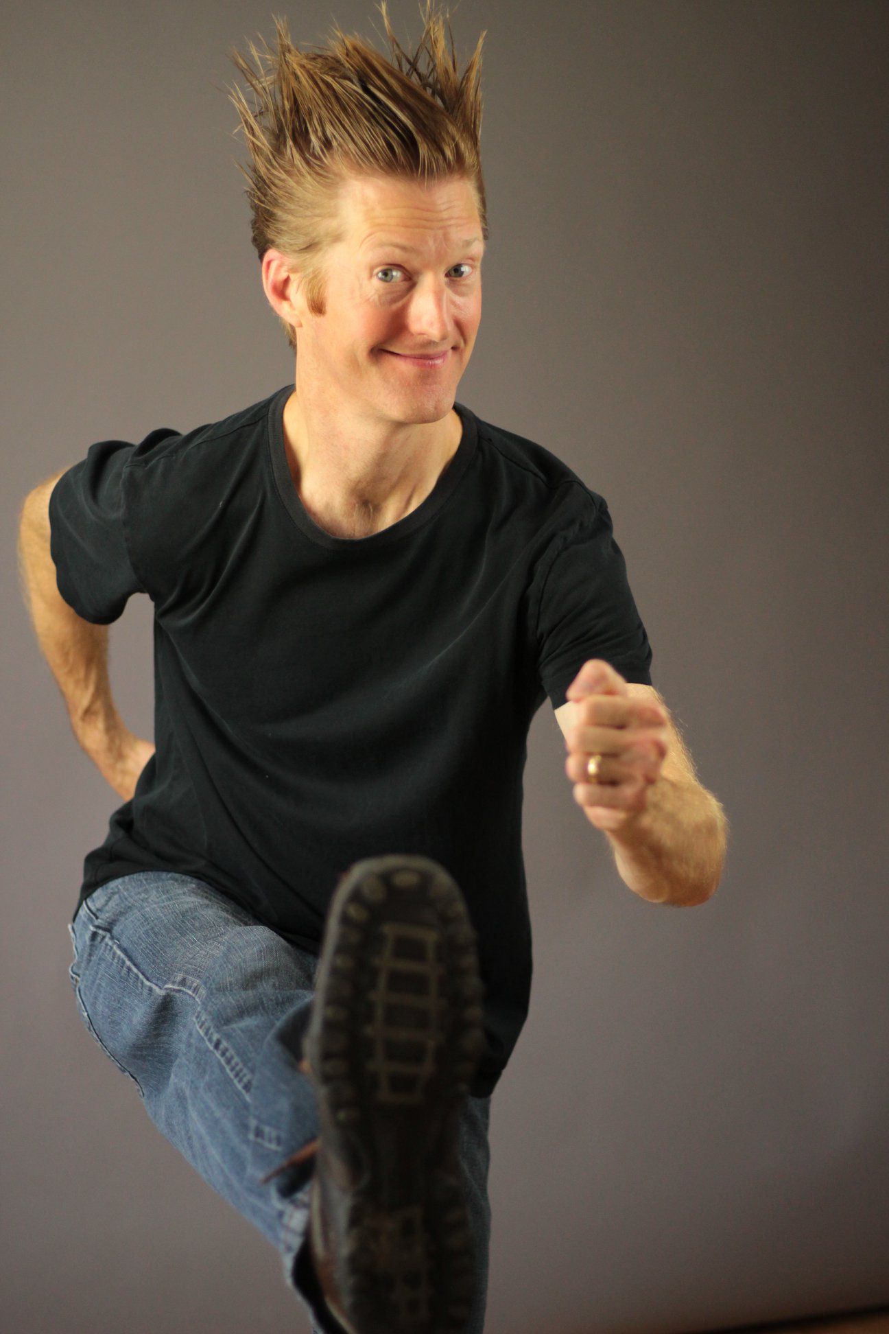 Claude Stuart | Comedian & Entertainer | Official EPK