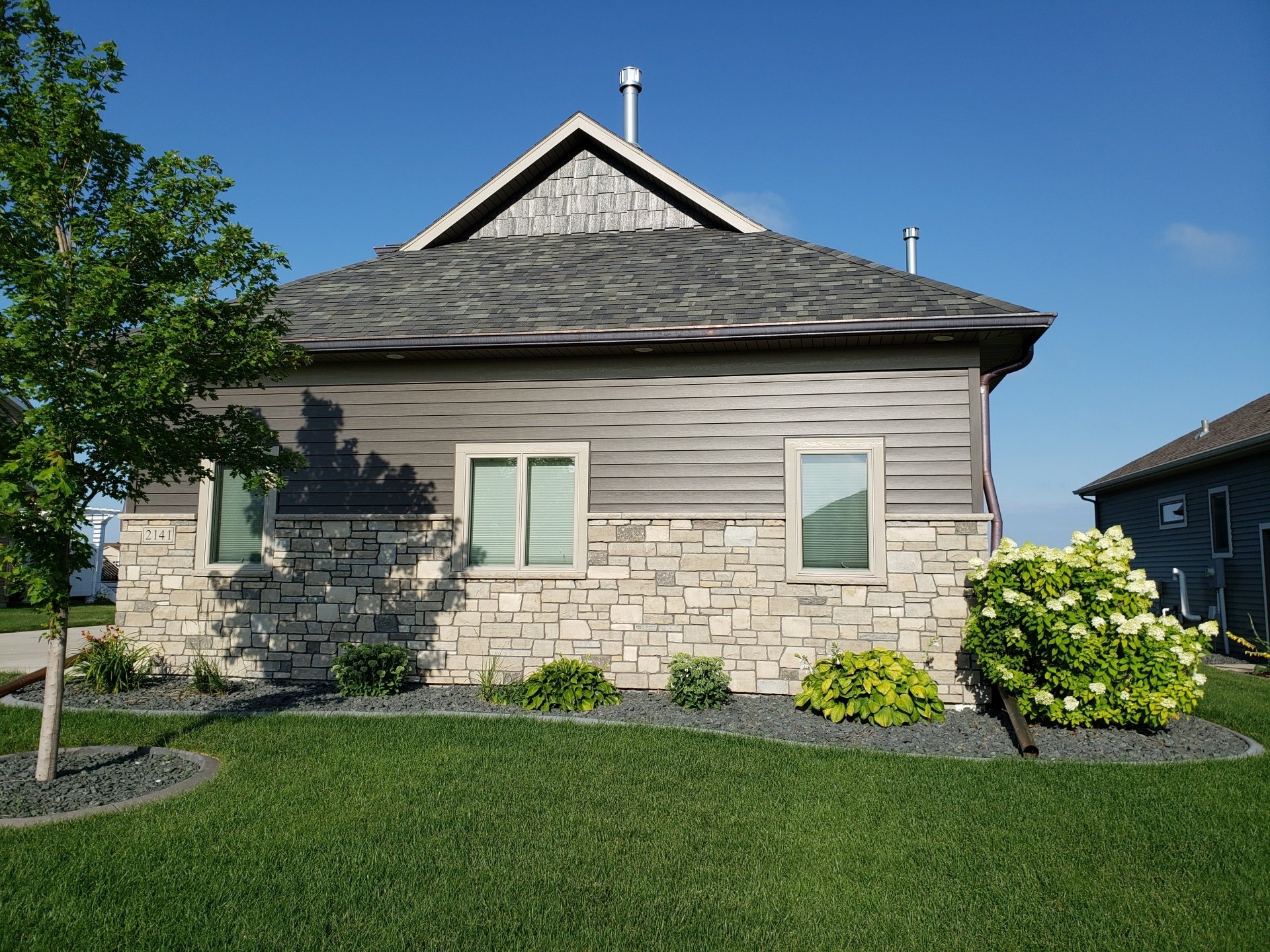 Seamless Siding Residential Applications