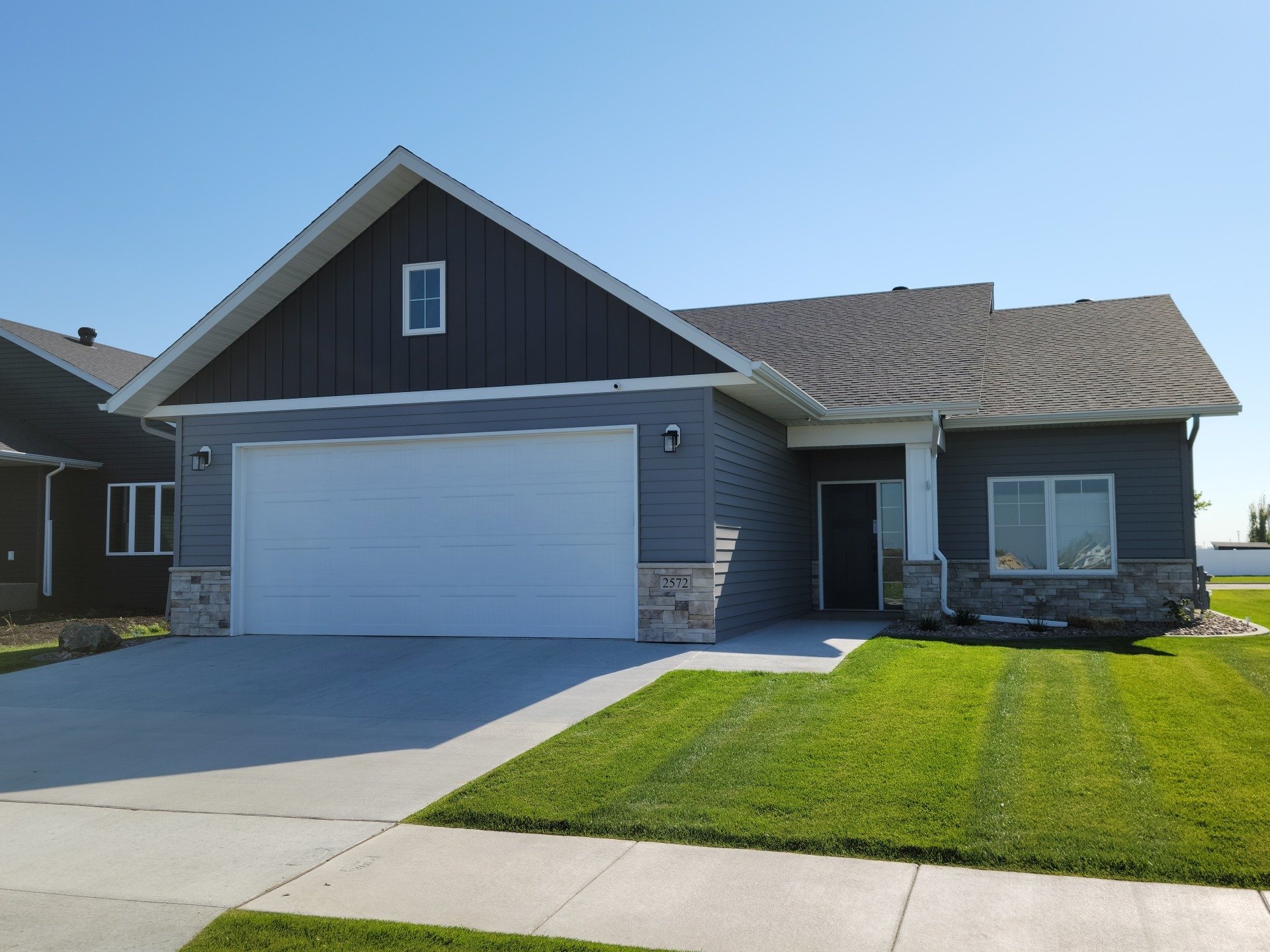 Seamless Siding Residential Applications