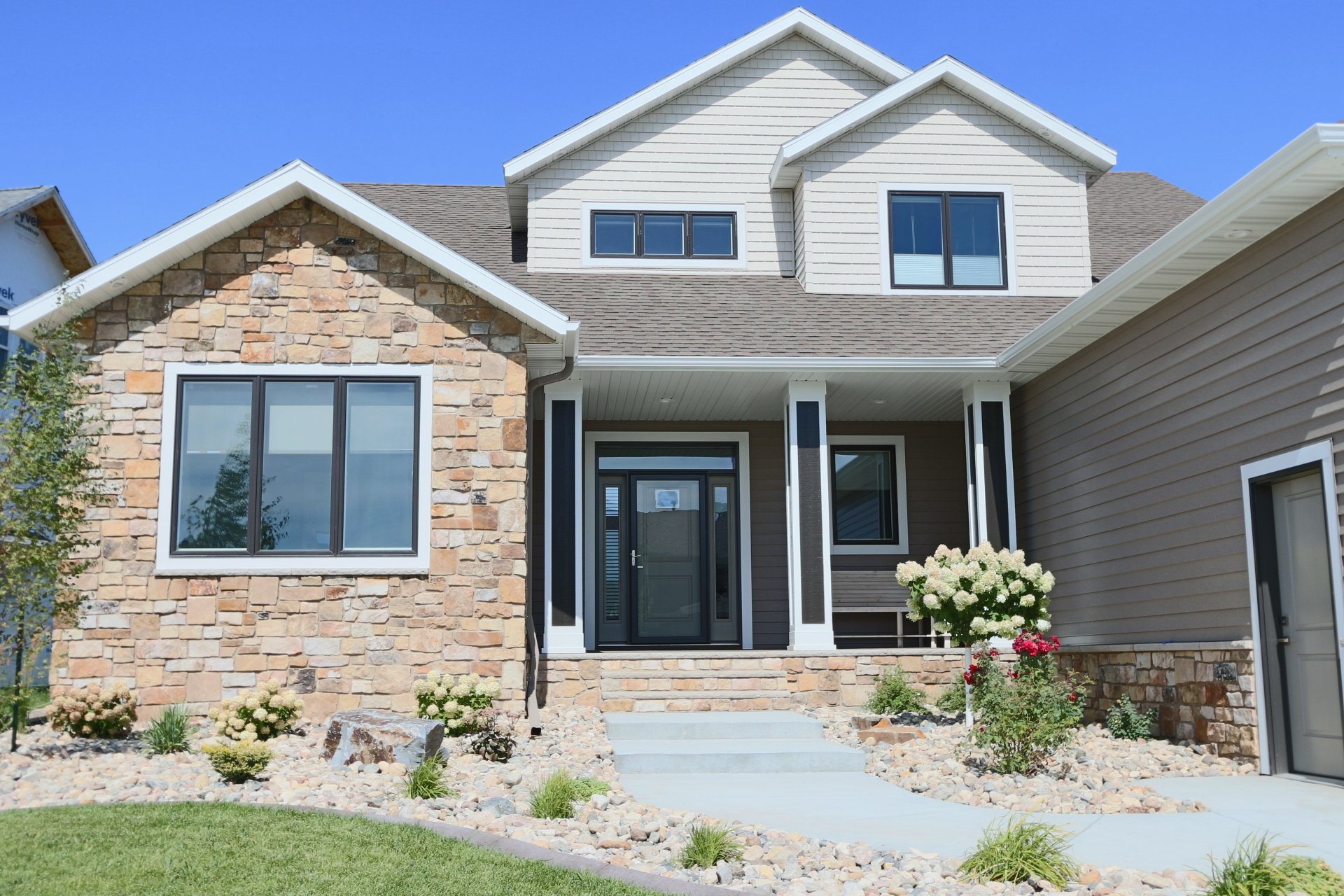 Seamless Siding Residential Applications