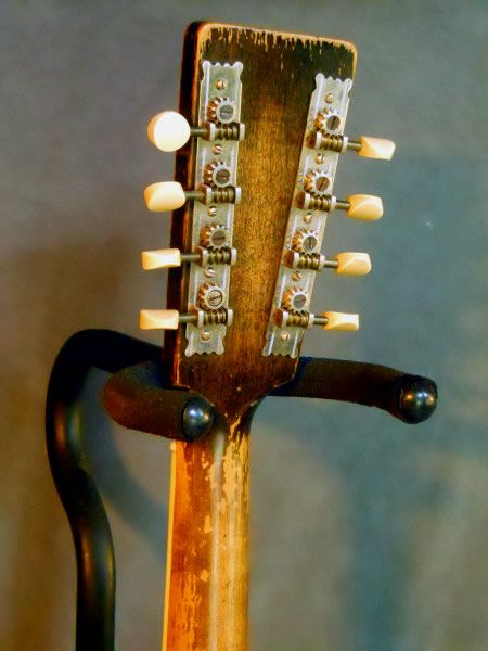 Vintage musical items | Ottsville, PA | Tinicum Guitar Barn