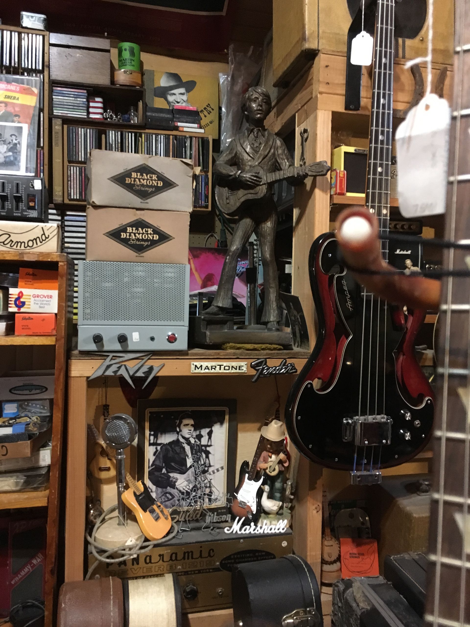 Used instruments | Ottsville, PA | Tinicum Guitar Barn