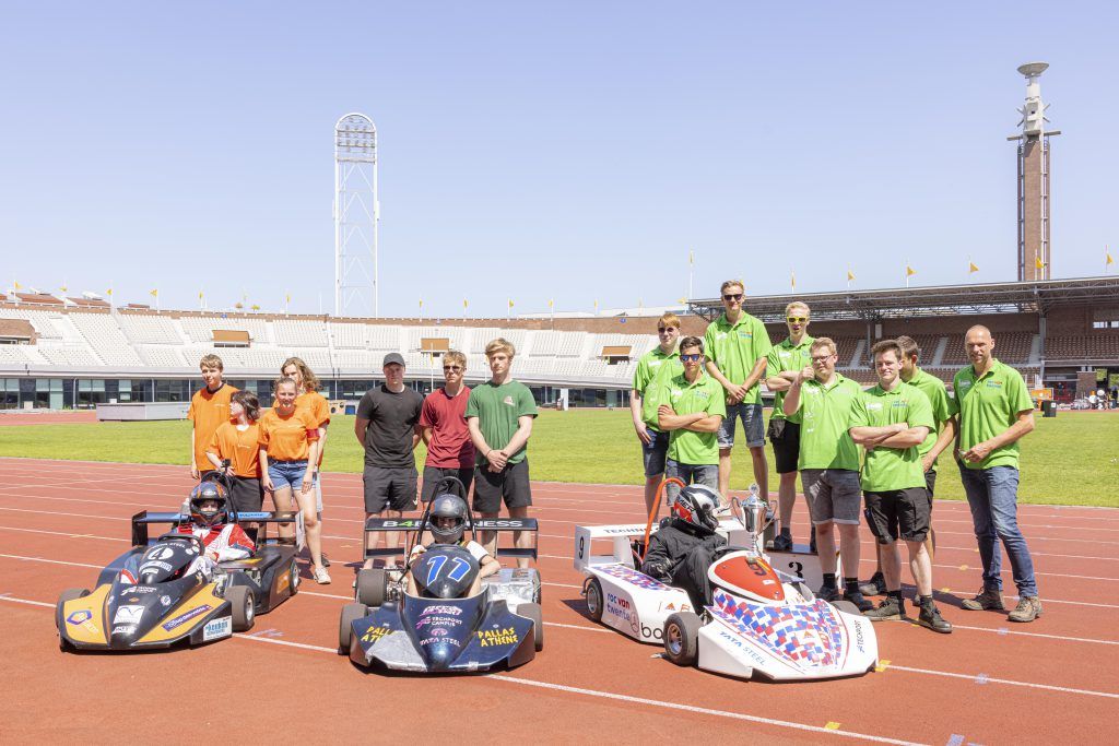 Bredero Mavo wint track day in Olympisch Stadion
