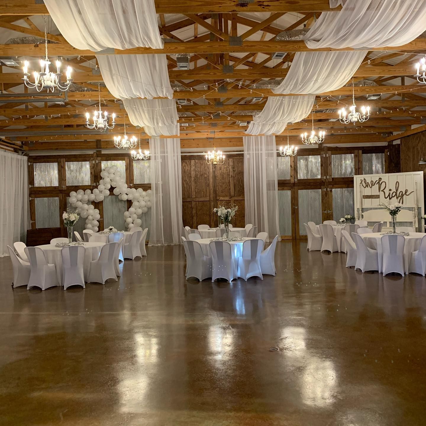 Wedding Venue in Sheridan, AR | The Ridge at Little Creek