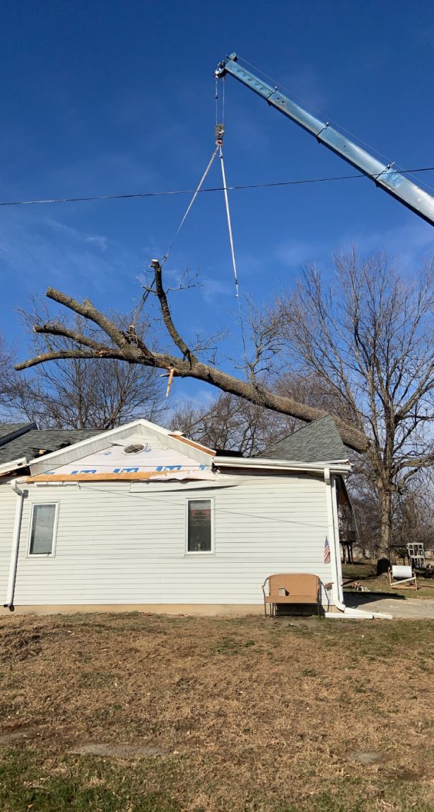 Emergency Tree Service | Top Notch Tree | Des Moines IA