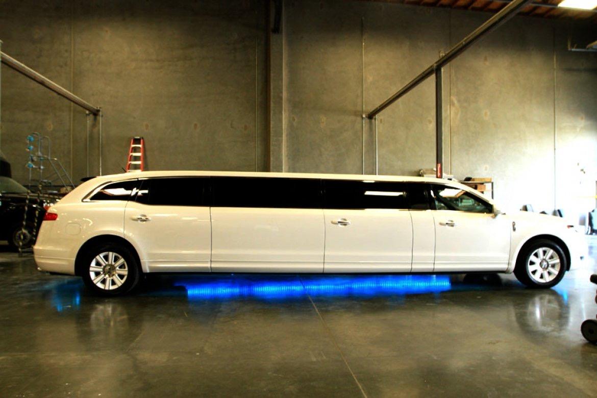Limo Service | Englewood, New Jersey | (201) 894-0144