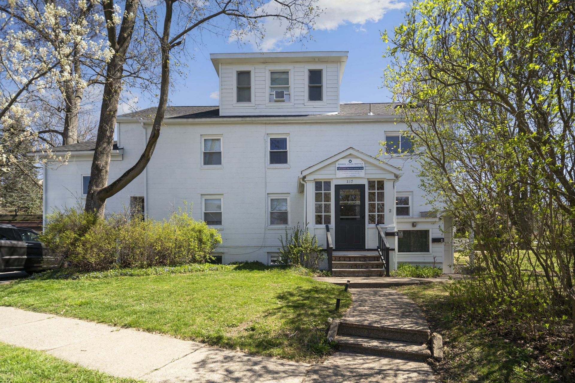 Modern Living Rentals | Ithaca, NY | 230 Bryant Ave